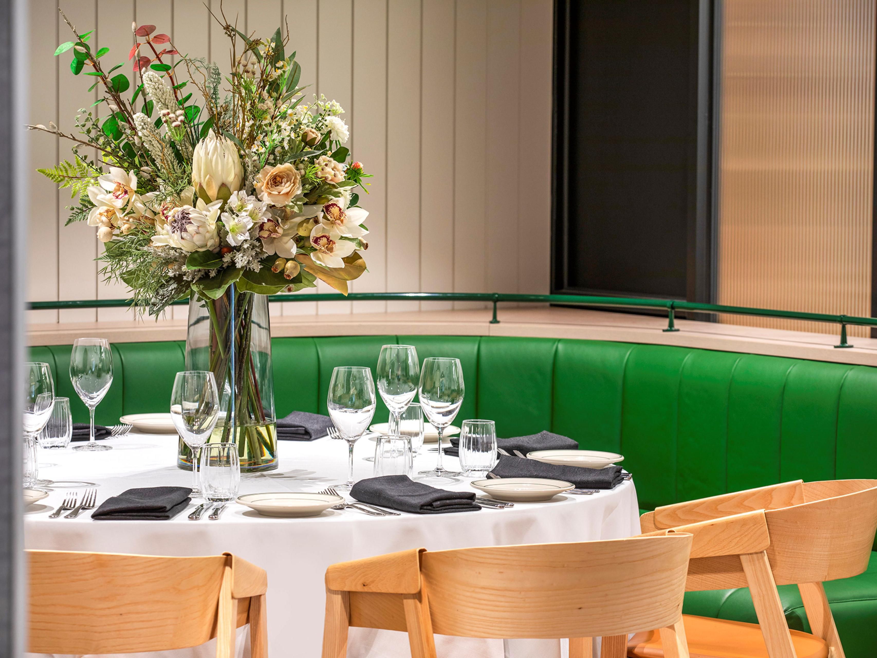 Hotel in Geelong | Holiday Inn Hotel & Suites Geelong Hotel