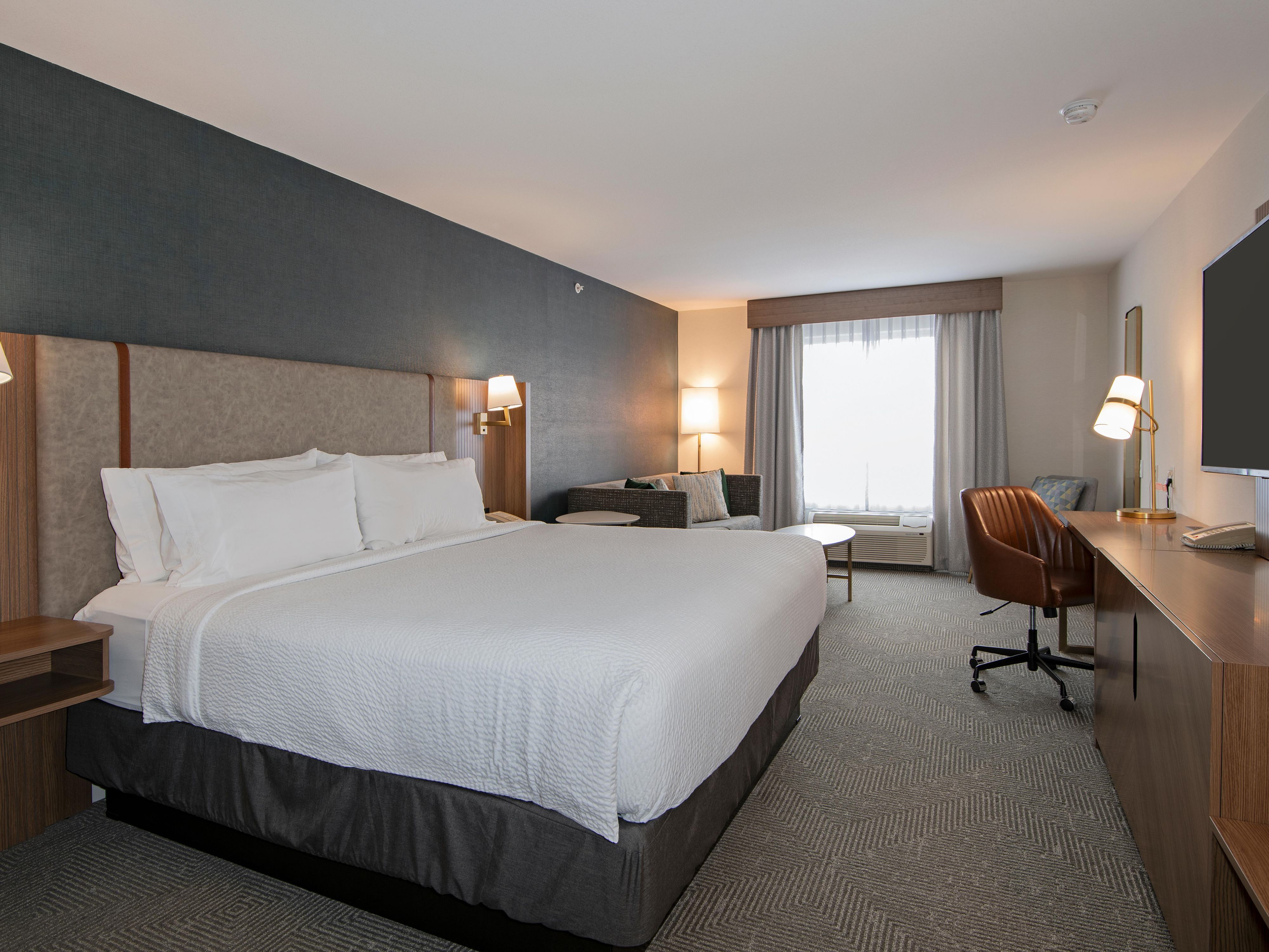 Hotel in Kamloops | Holiday Inn Hotel & Suites Kamloops Hotel