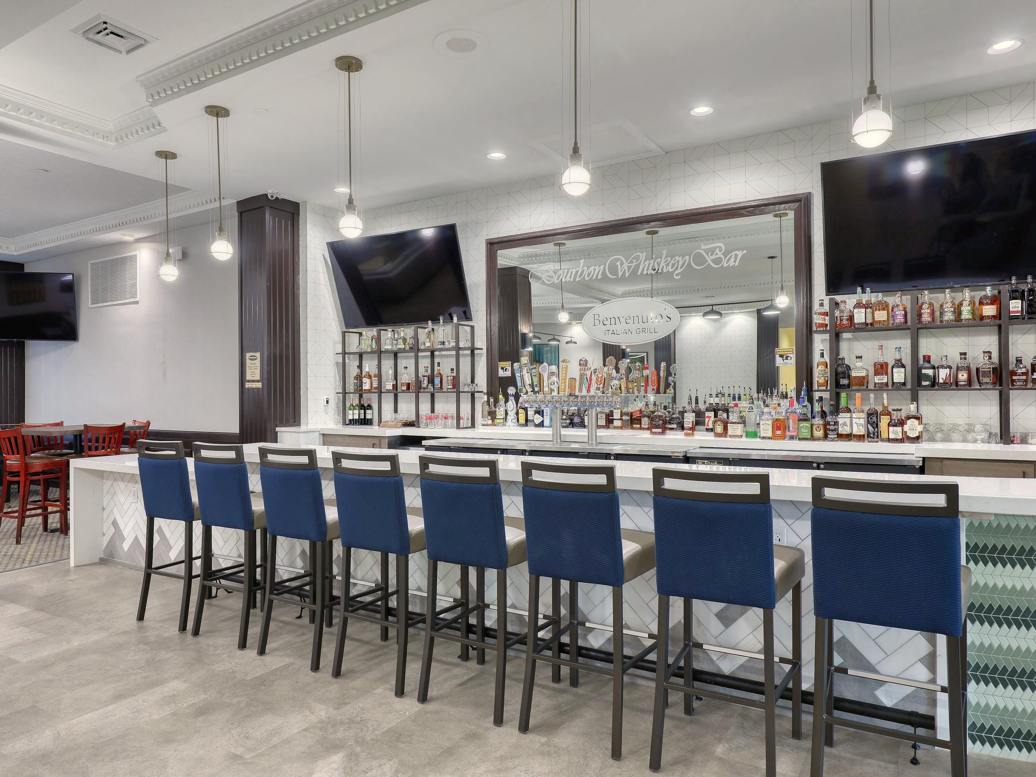 Madison Hotel near Alliant Energy Center | Holiday Inn & Suites Madison ...