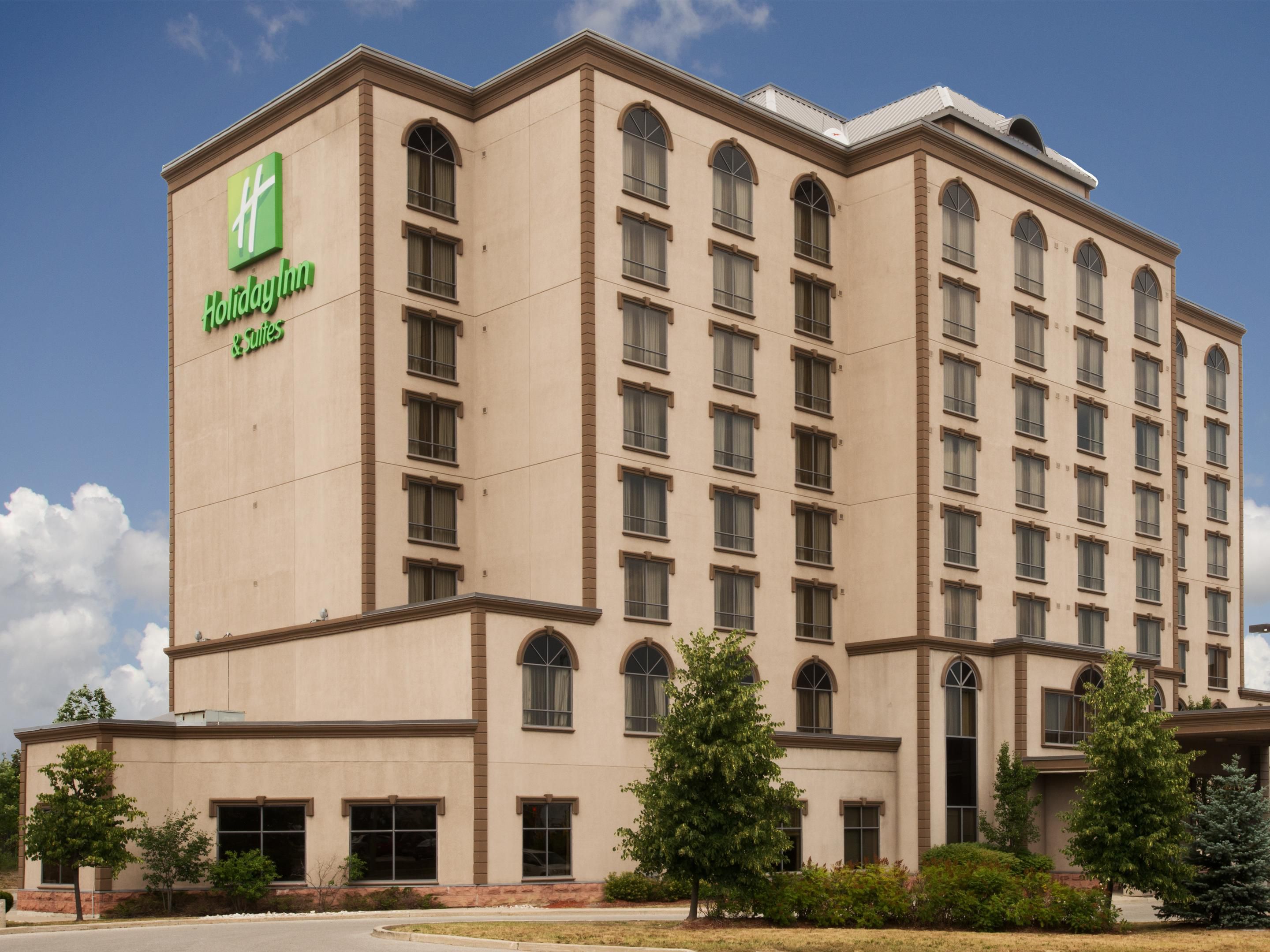 Hotel in Mississauga with Pool | Holiday Inn & Suites Mississauga West ...