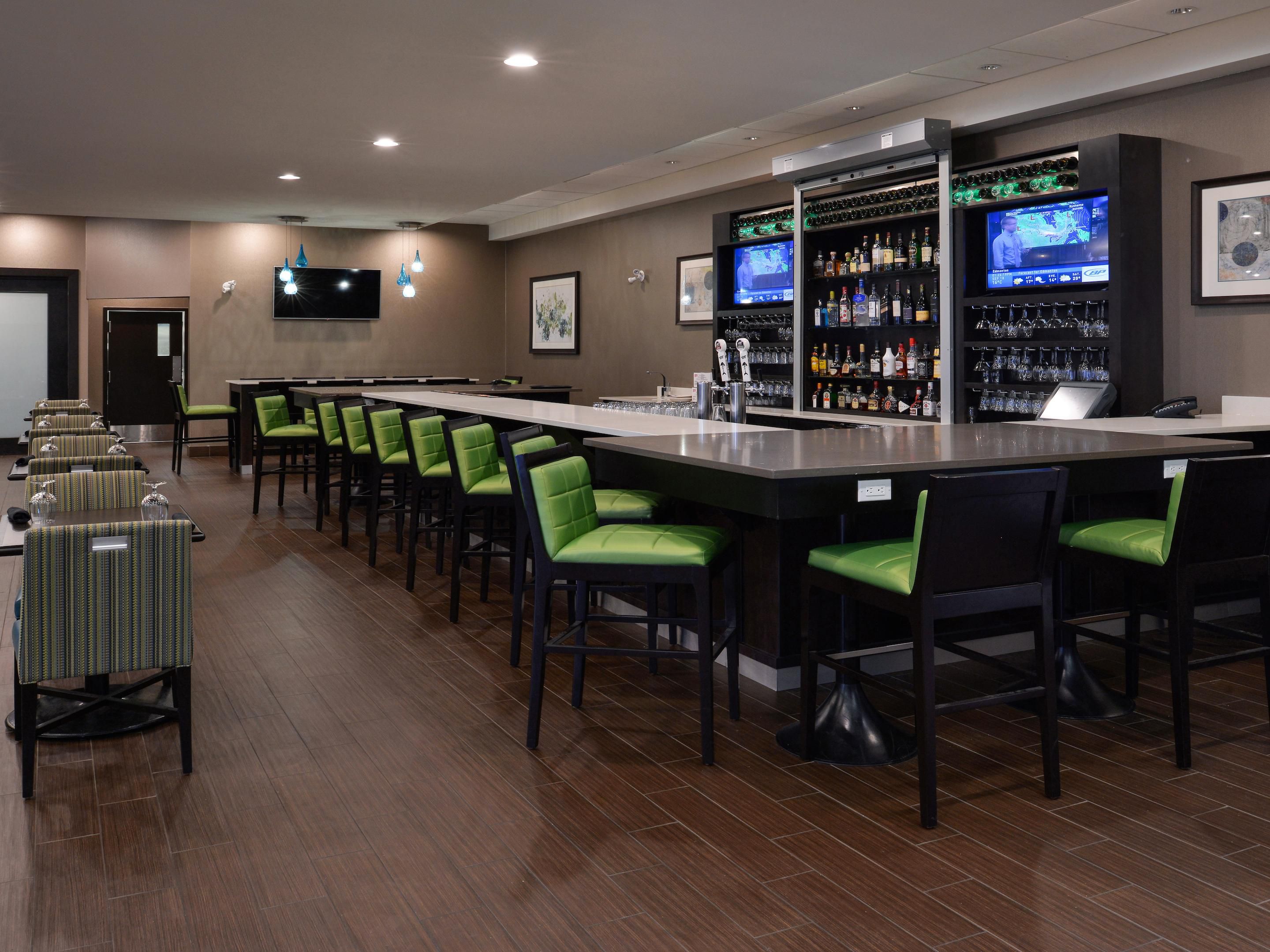 Hotel in Nisku | Holiday Inn Hotel & Suites Edmonton Arpt - Conference ...