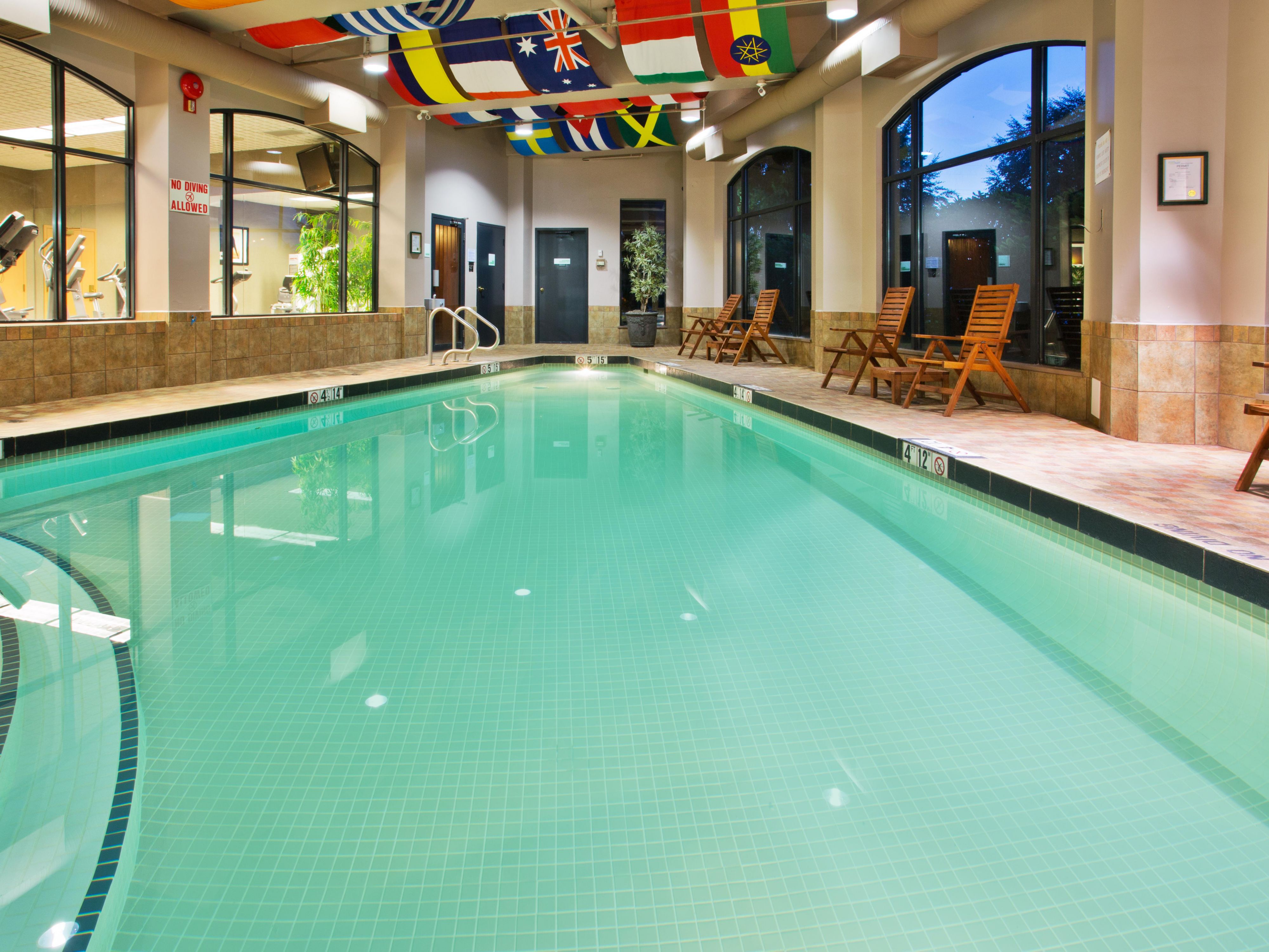 Holiday Inn Hotel & Suites North Vancouver - Free Internet & More