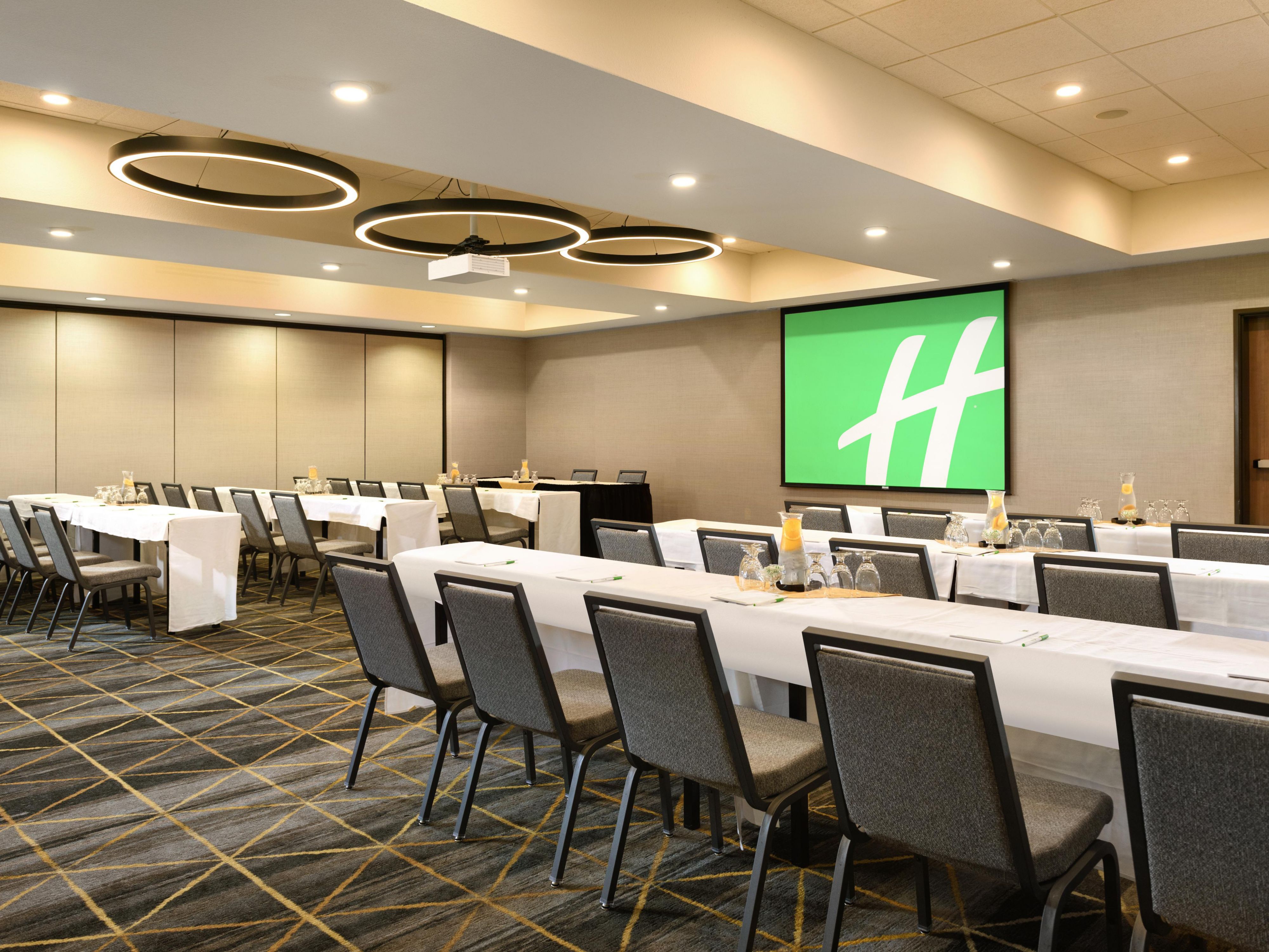 Meeting rooms in Oakland | Holiday Inn Hotel & Suites Oakland - Airport ...