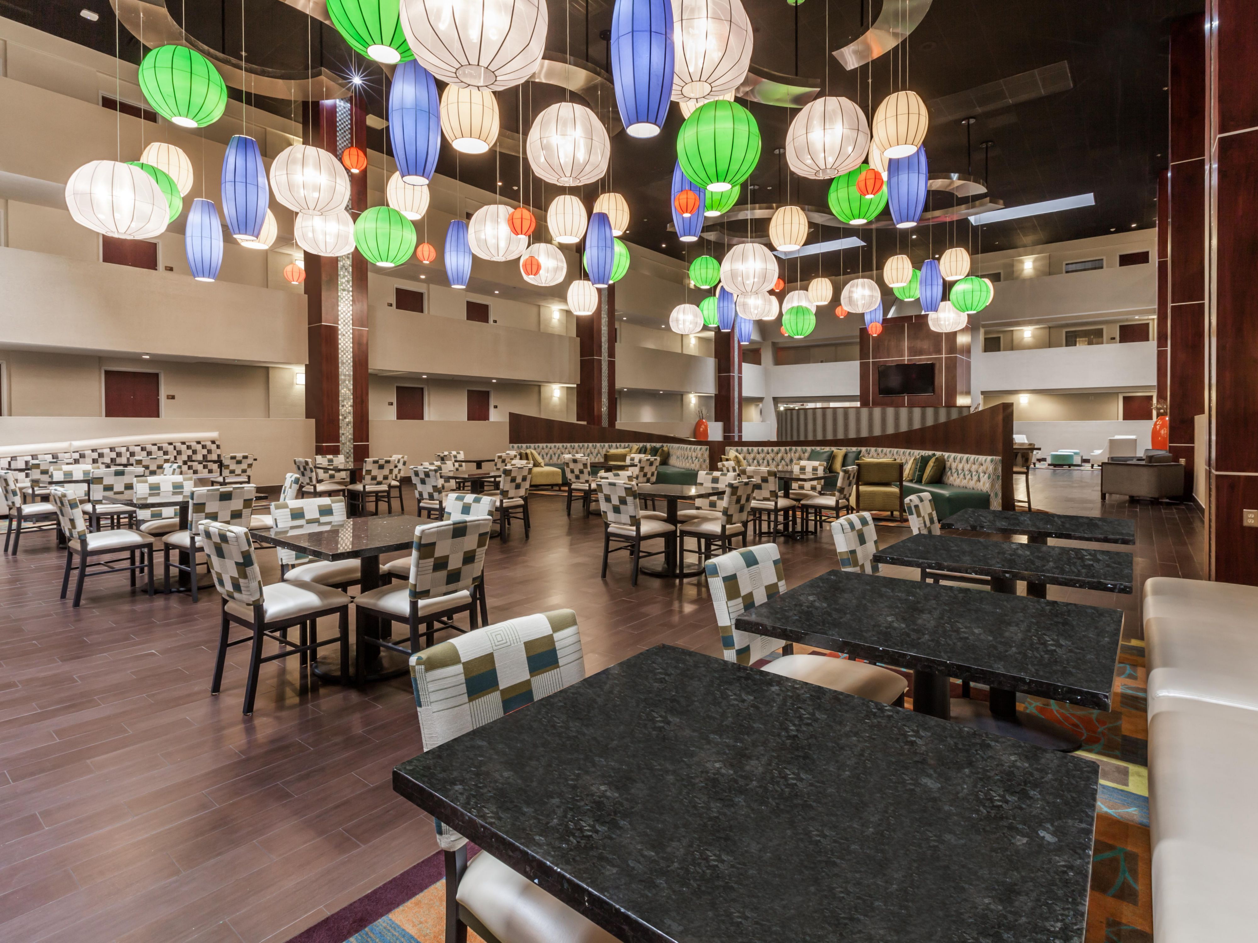 North Oklahoma City Hotels near Frontier City | Holiday Inn & Suites ...