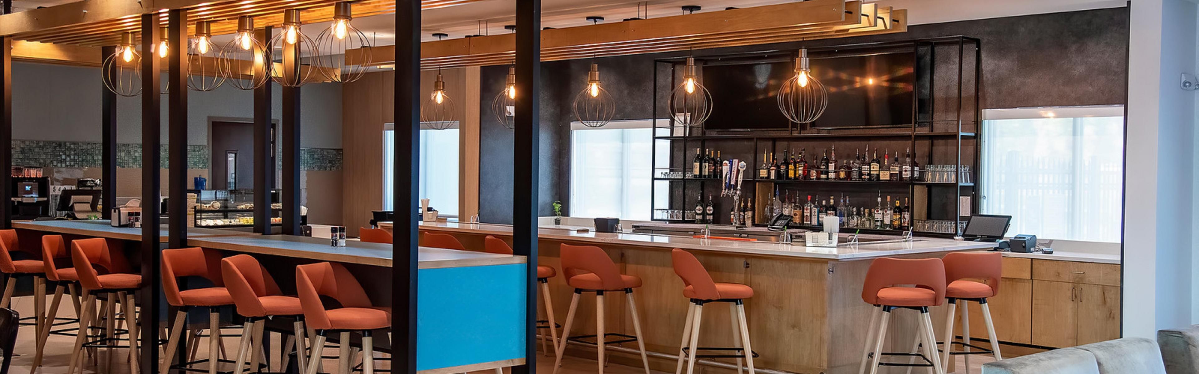 Restaurants Near Holiday Inn Hotel & Suites Savannah Airport - Pooler