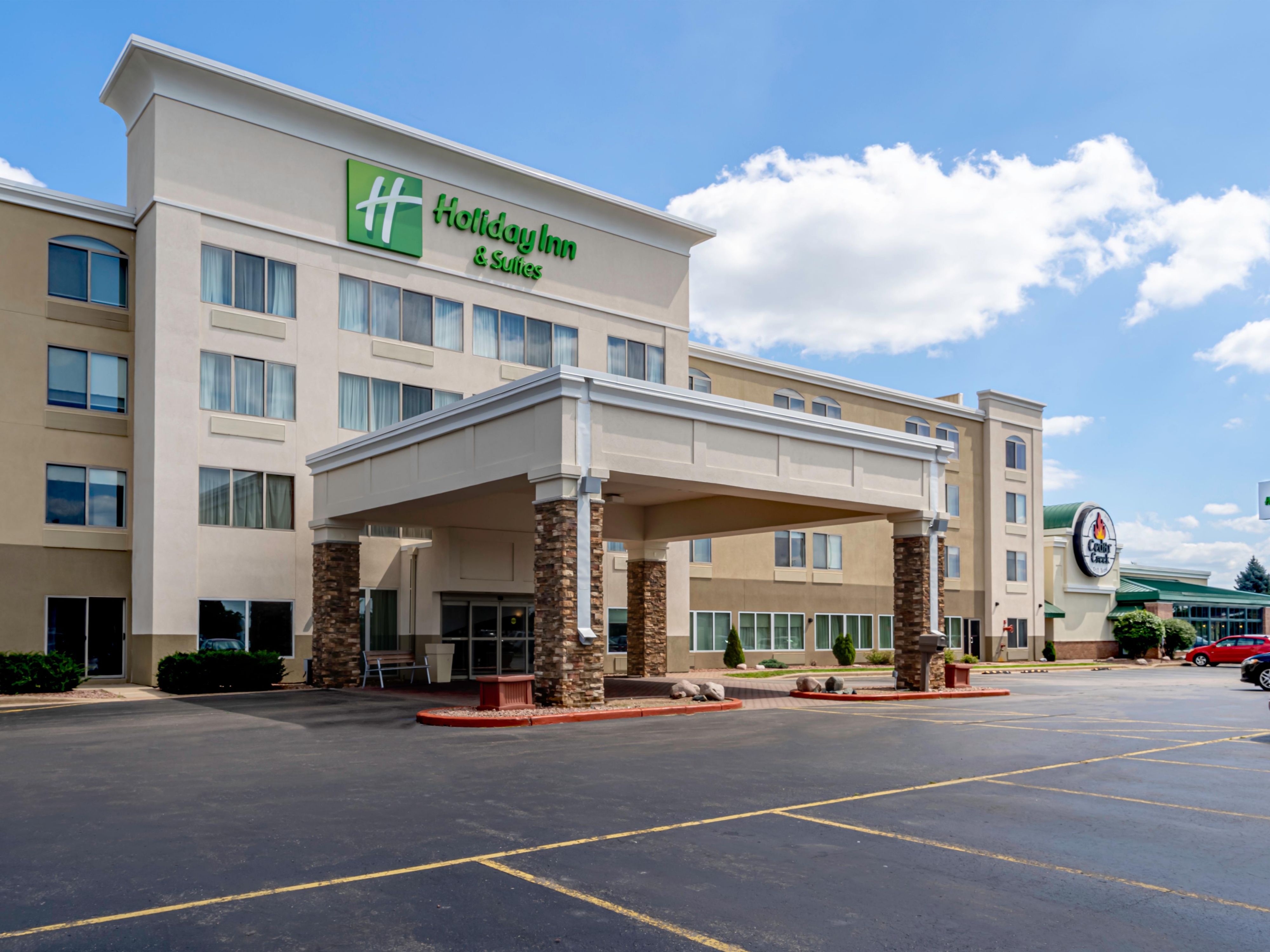 Hotel in Rothschild | Holiday Inn Hotel & Suites Wausau-Rothschild Hotel
