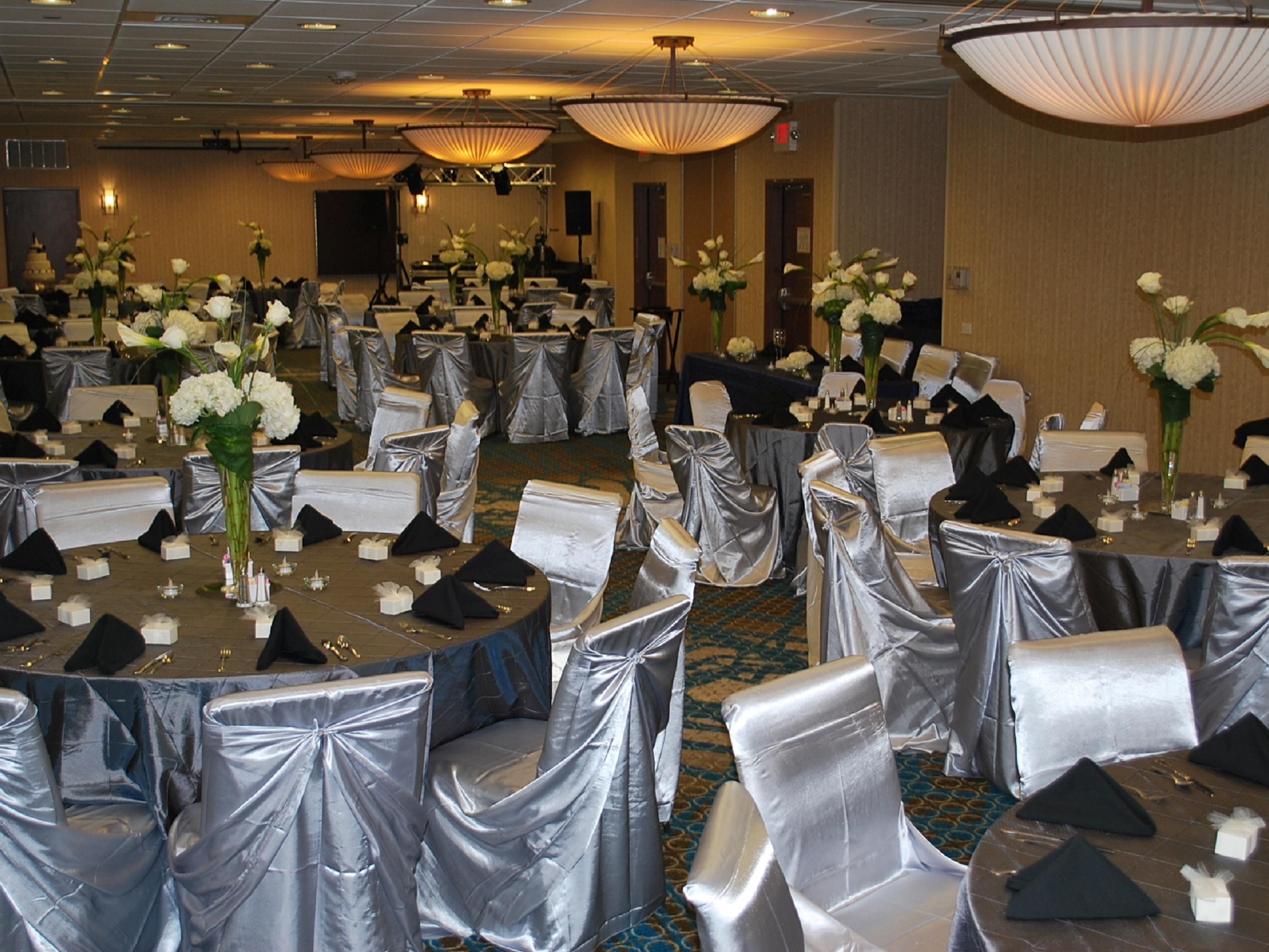 Hotel Near Fiesta Texas & UTSA | Holiday Inn & Suites San Antonio Northwest