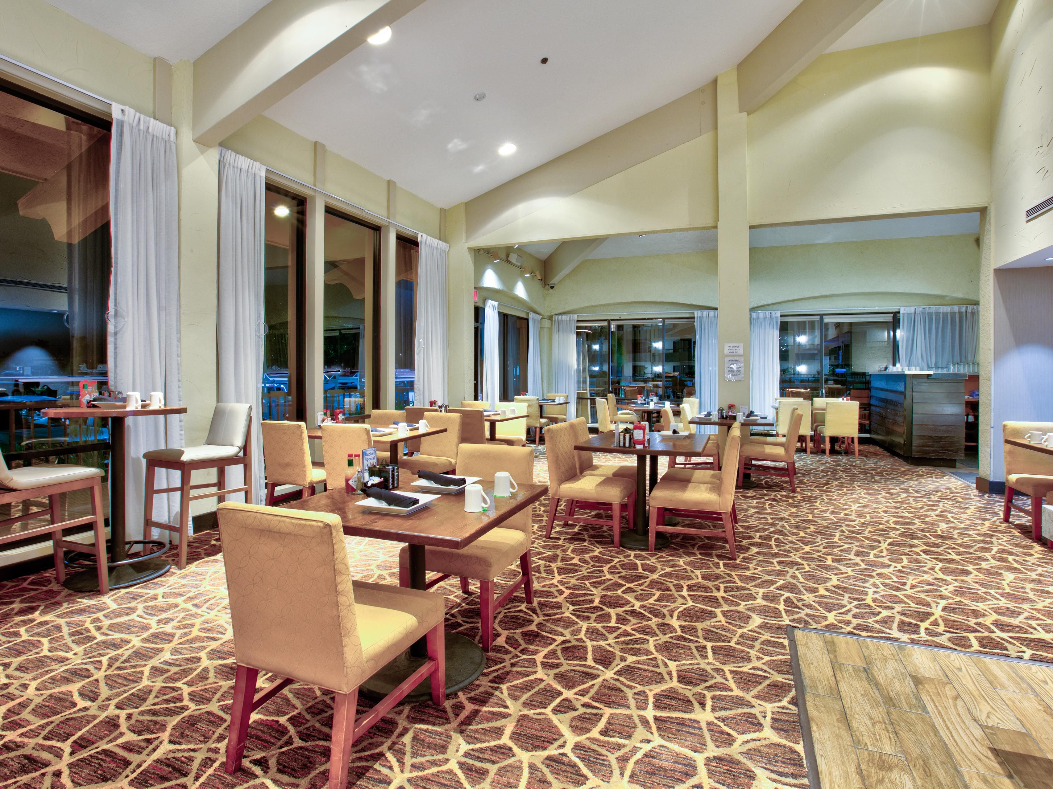 Hotel in Santa Maria CA | Holiday Inn & Suites Santa Maria