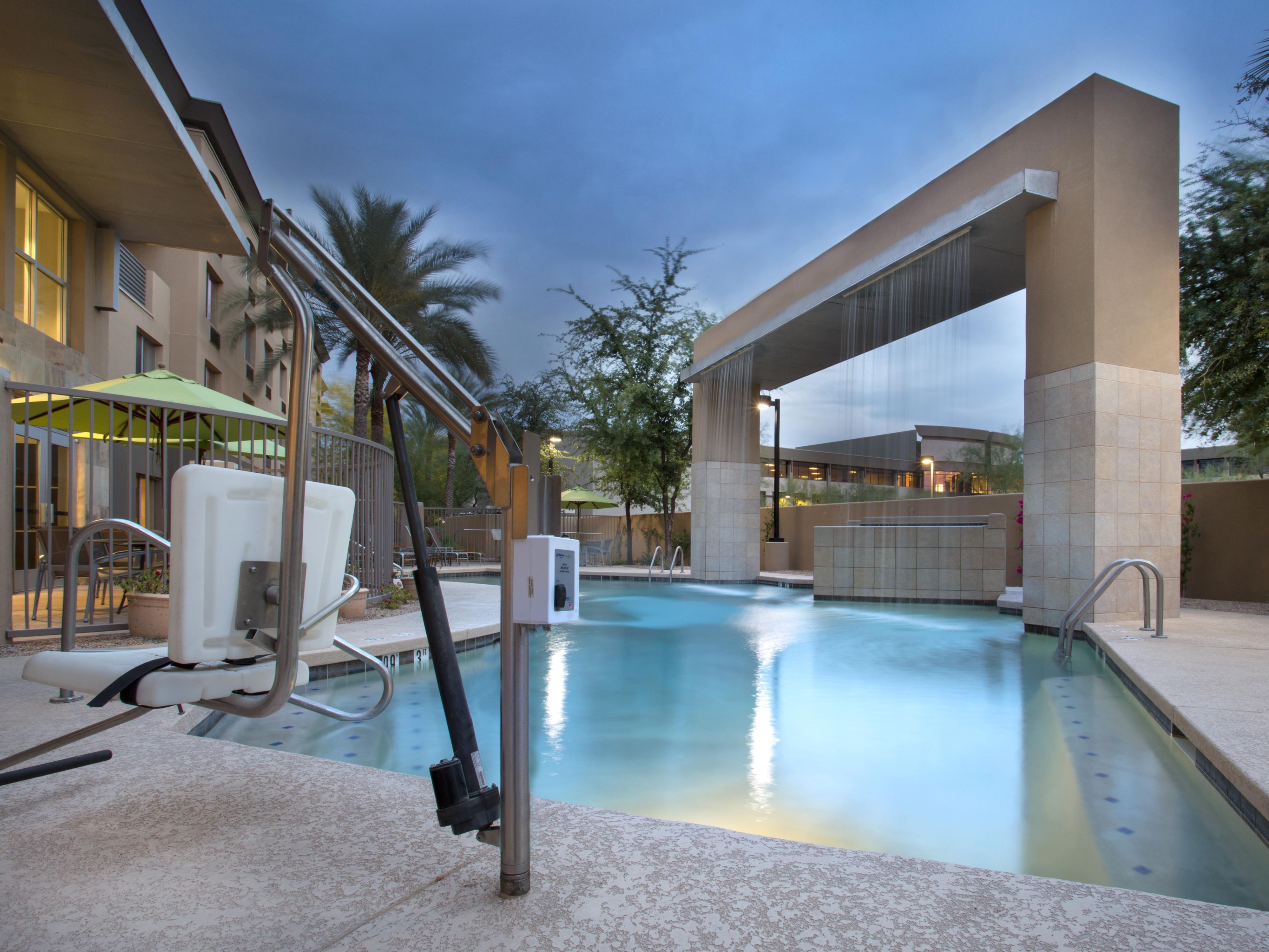 Holiday Inn Hotel & Suites Scottsdale North - Airpark - Free Internet ...