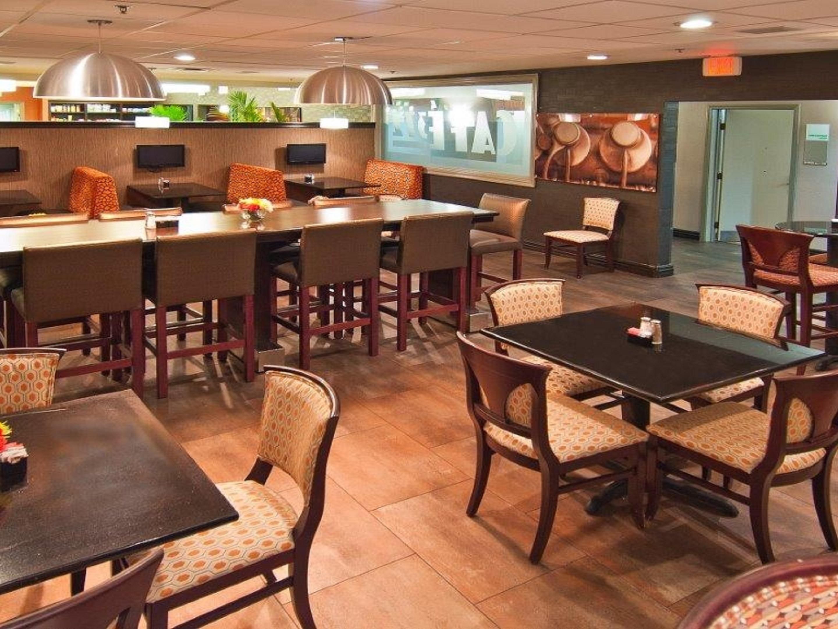 Restaurants Near Holiday Inn Hotel & Suites Slidell - New Orleans Area