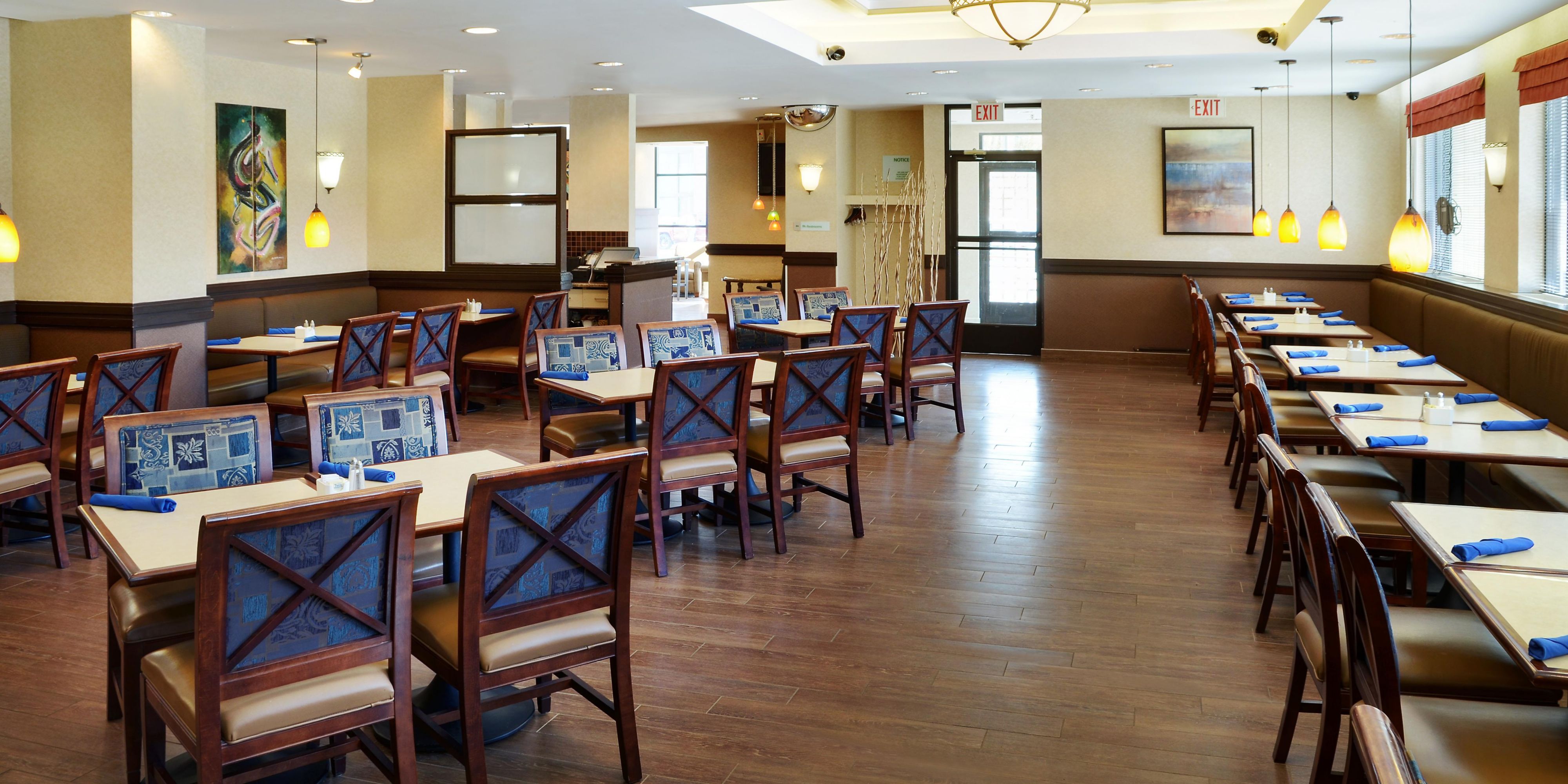 Holiday Inn Hotel & Suites Winnipeg-Downtown - Free Internet & More