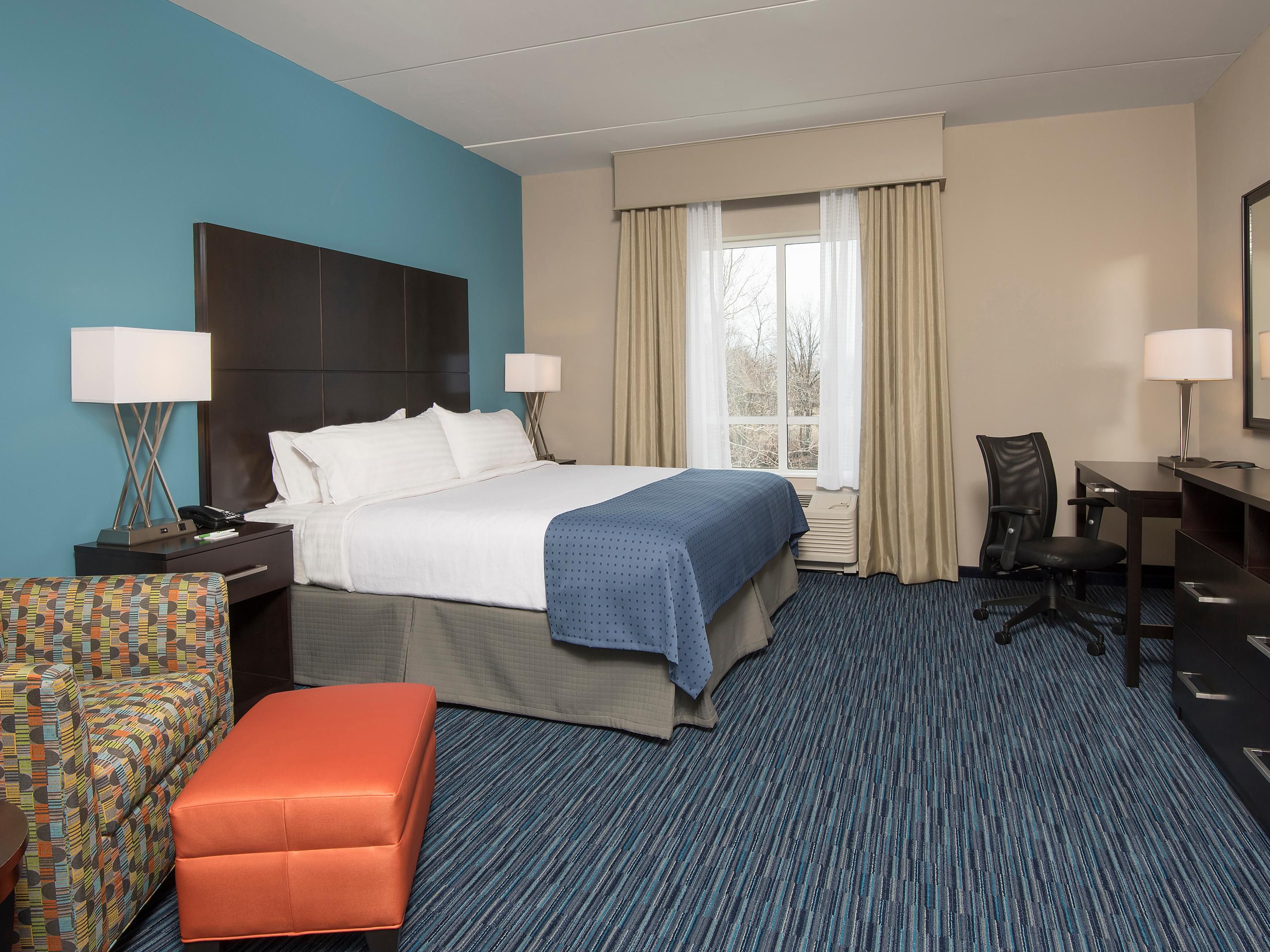 Kid-Friendly Airport Hotels | Holiday Inn Indianapolis Airport
