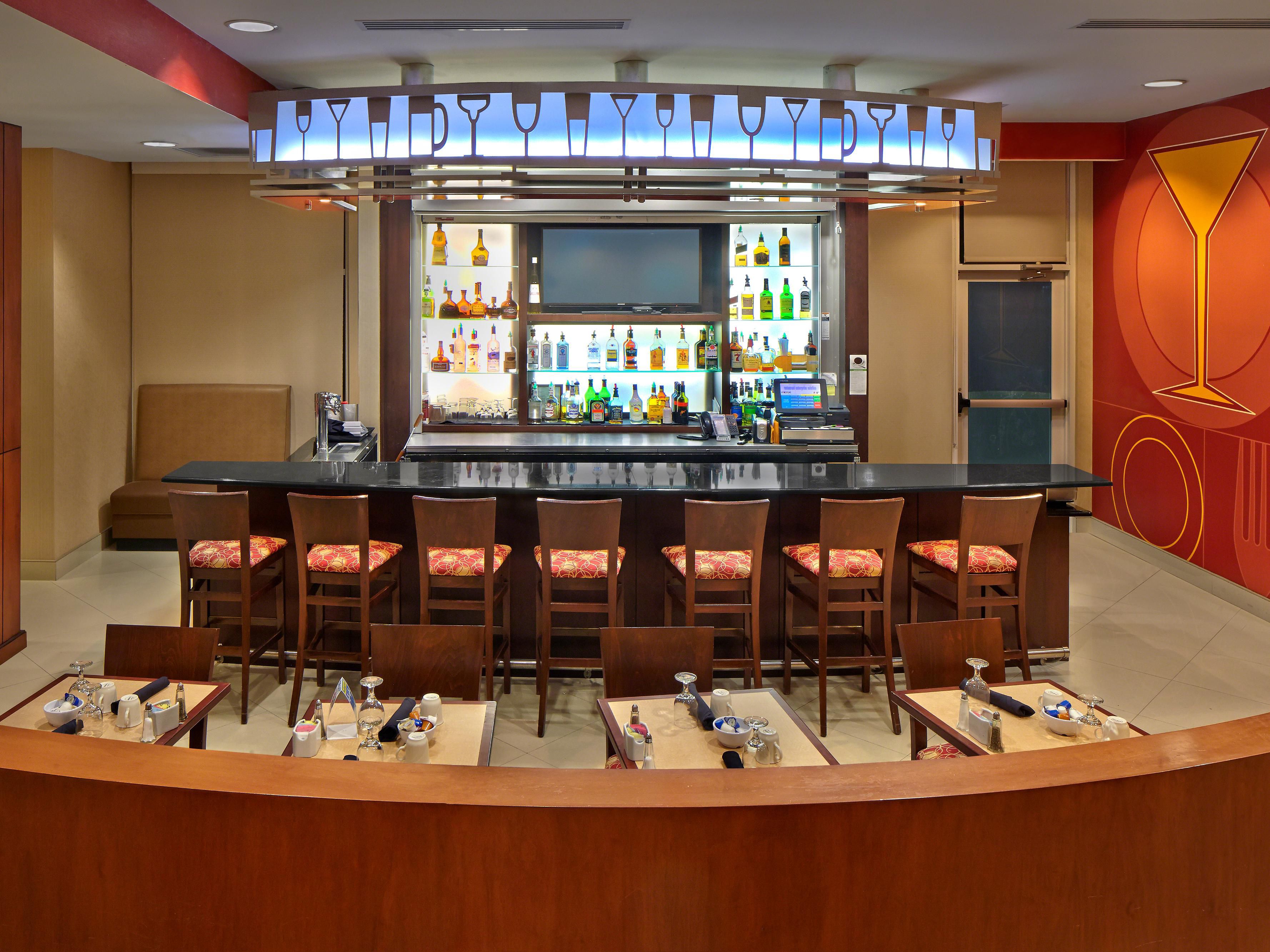 Hotels On Baymeadow Rd | Holiday Inn Jacksonville E 295 Baymeadows