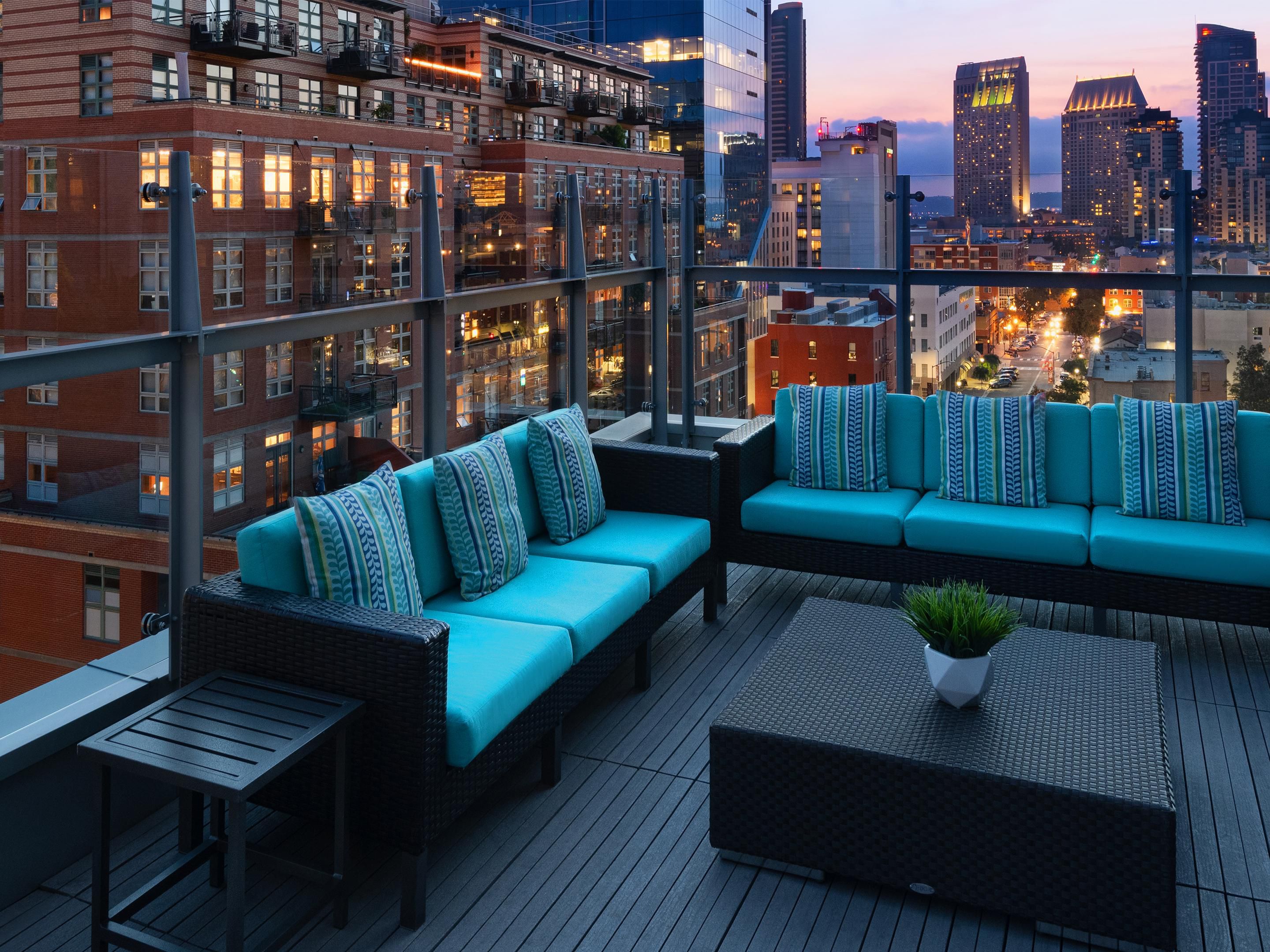 Hotel in Jeddah | Holiday Inn Jeddah Gateway Hotel