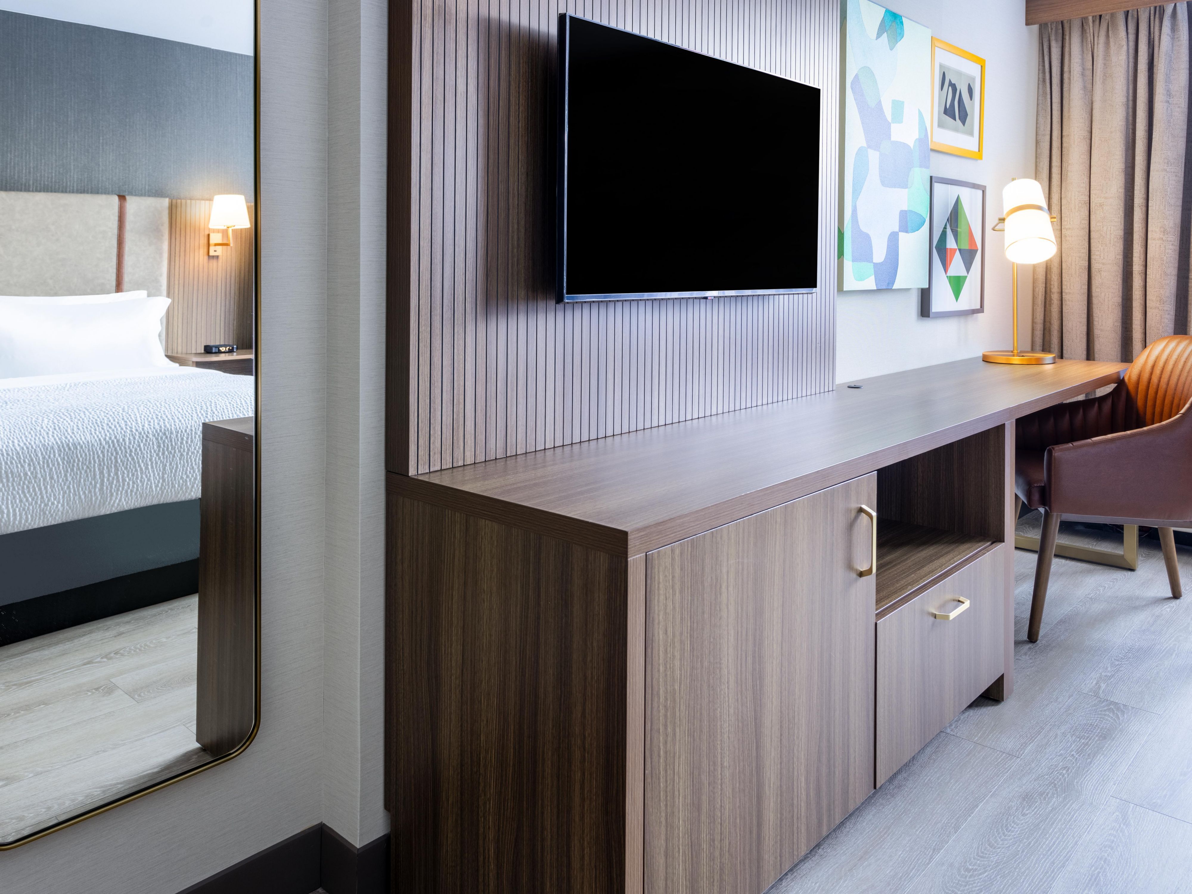 Jessup Hotel Rooms | Holiday Inn Columbia East-Jessup Pictures & Amenities