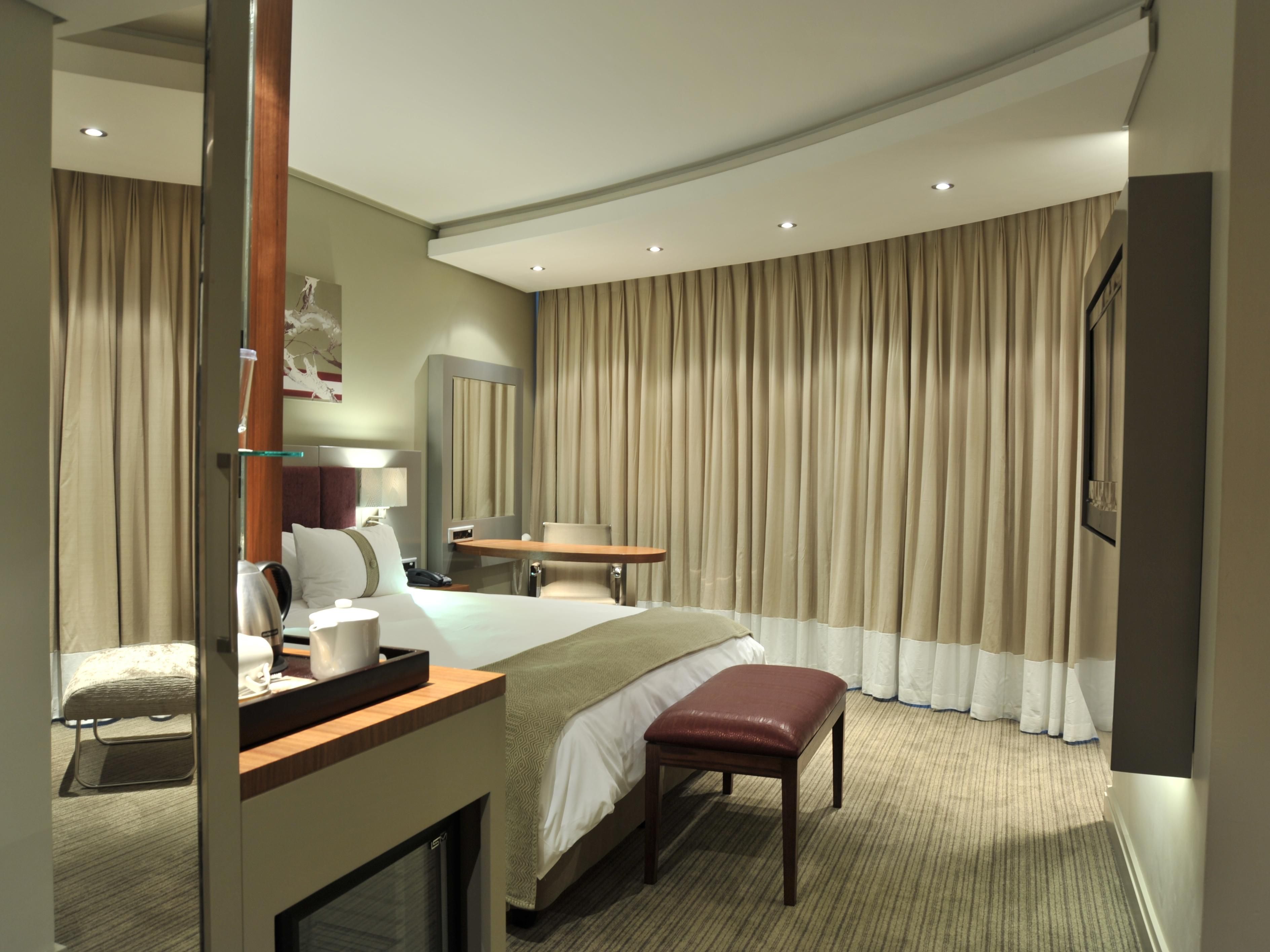 Hotel in Johannesburg | Holiday Inn Johannesburg - Rosebank Hotel