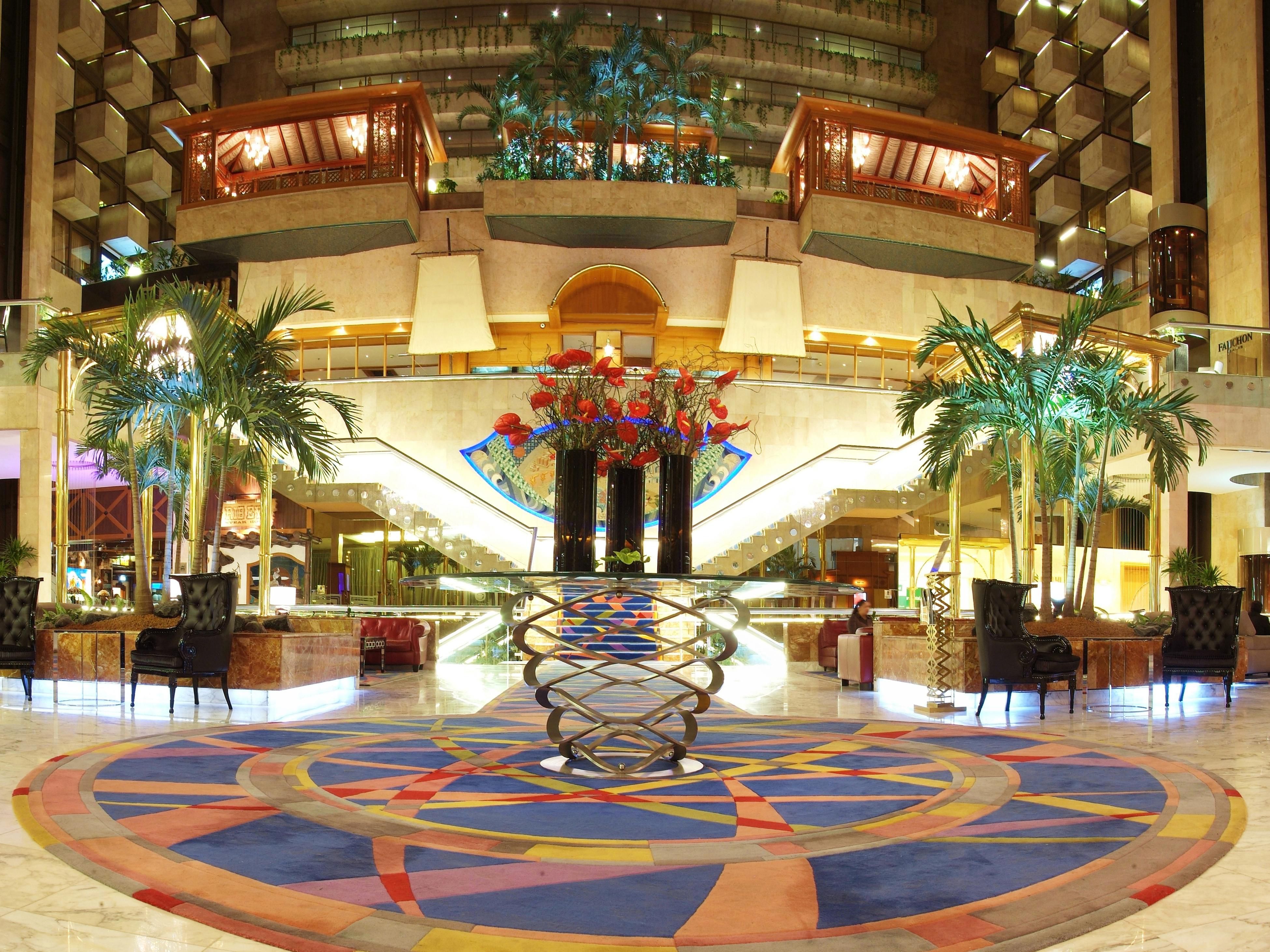 Hotel in Farwaniya Block 6 | Holiday Inn Kuwait Al Thuraya City Hotel