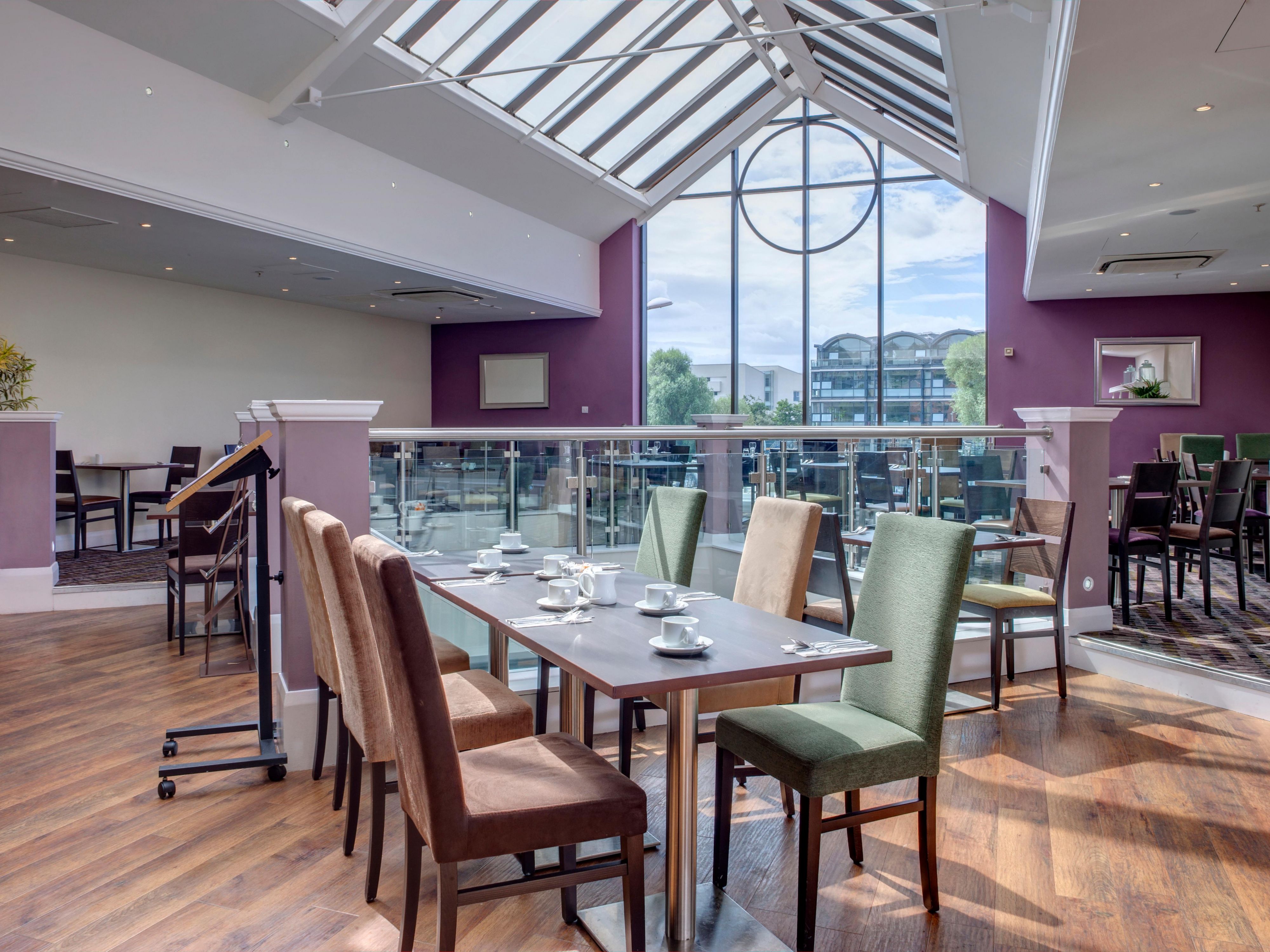 Hotel in Lincoln, | Holiday Inn Lincoln Hotel