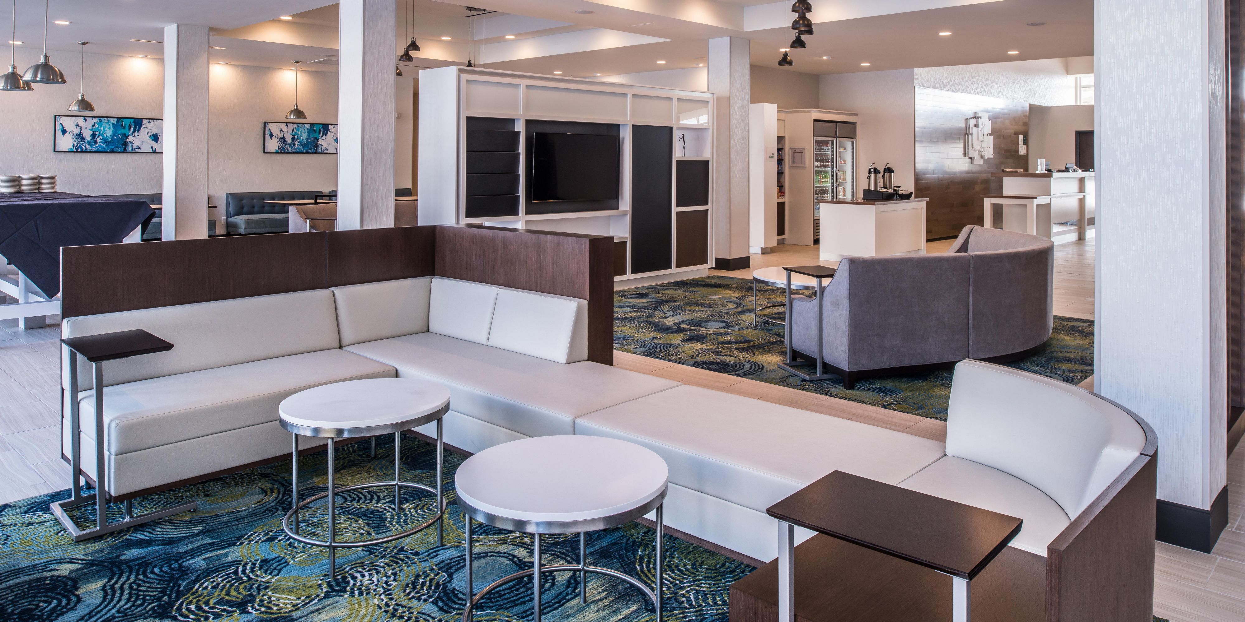 Livonia Hotels near Detroit Airport | Holiday Inn Detroit Northwest ...