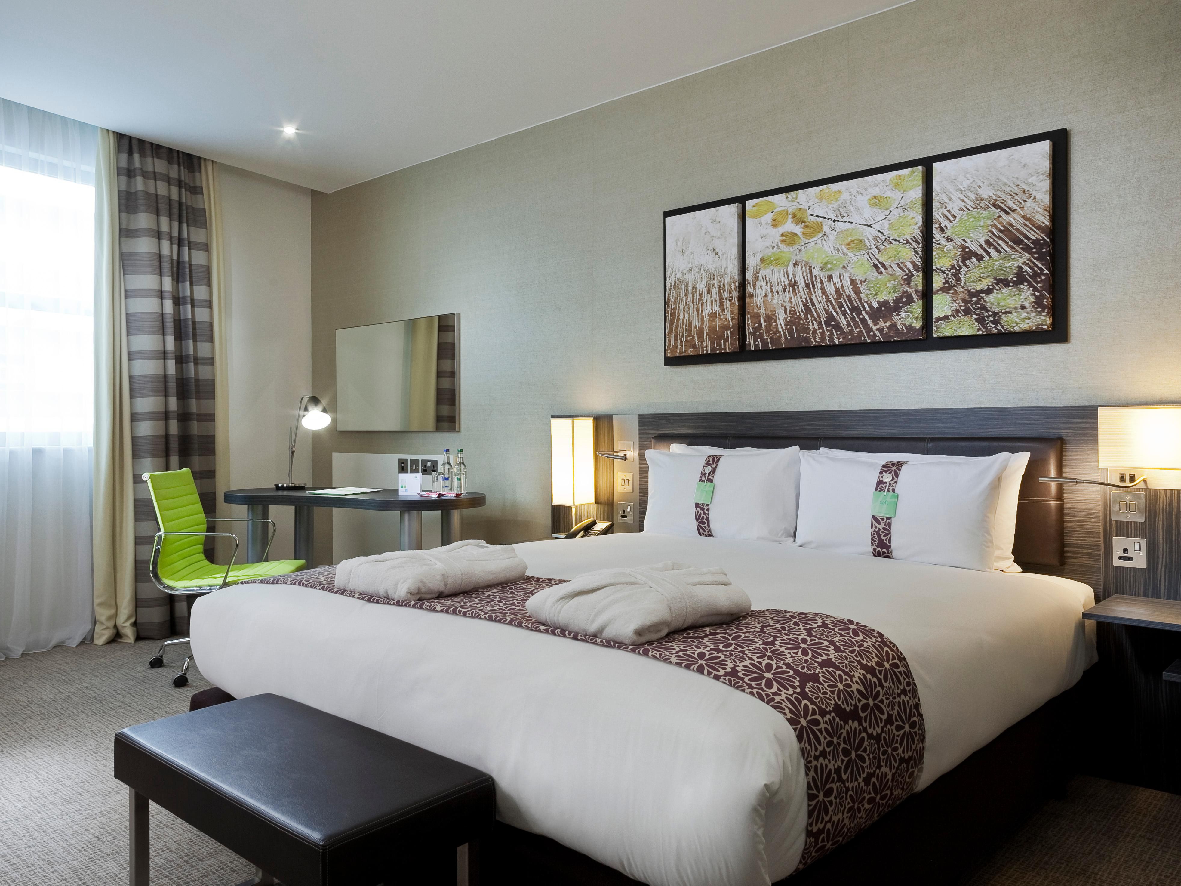 Hotels in East London near Whitechapel | Holiday Inn London - Whitechapel