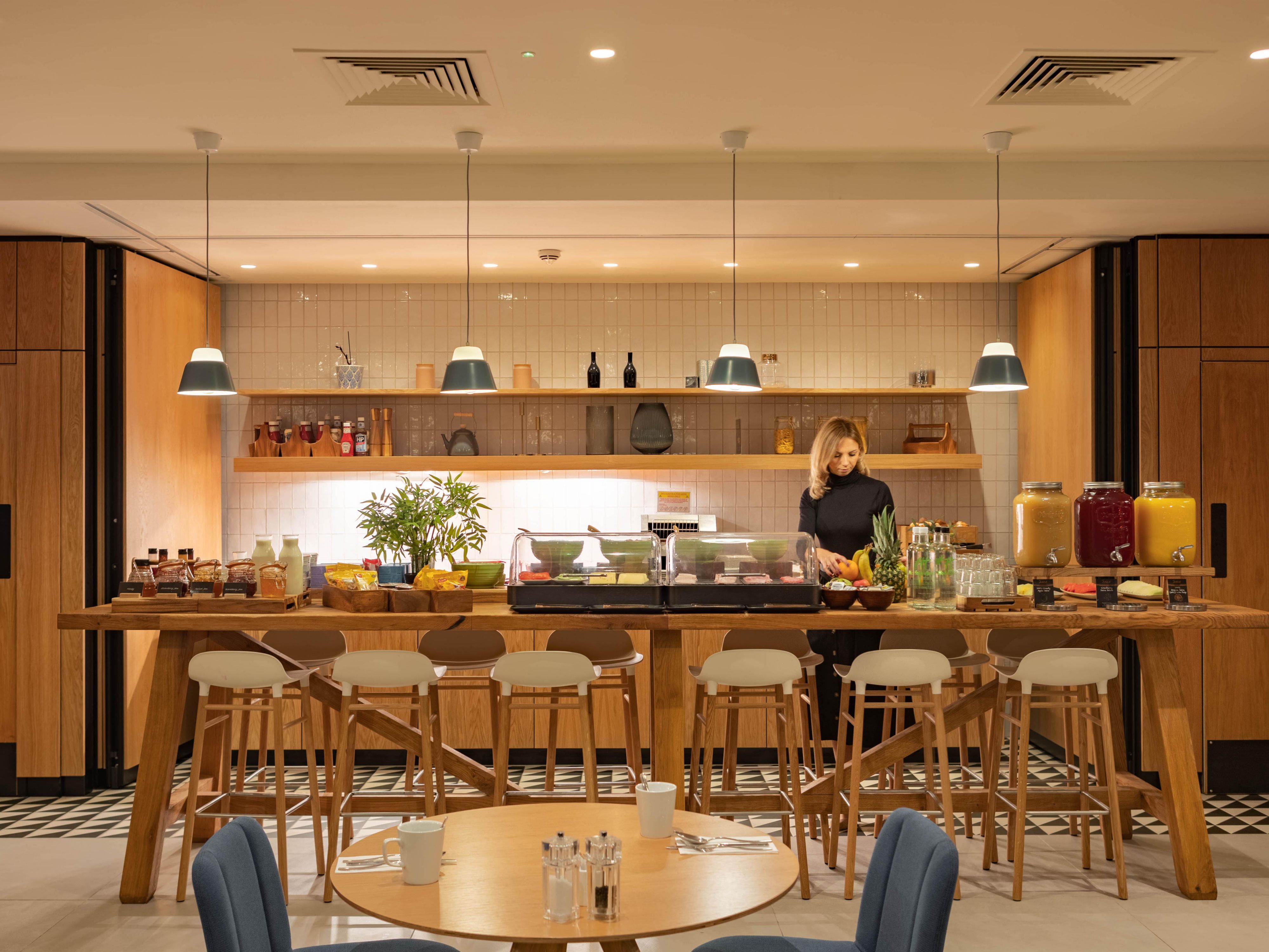 Hotel In London UK | Holiday Inn London-Whitechapel