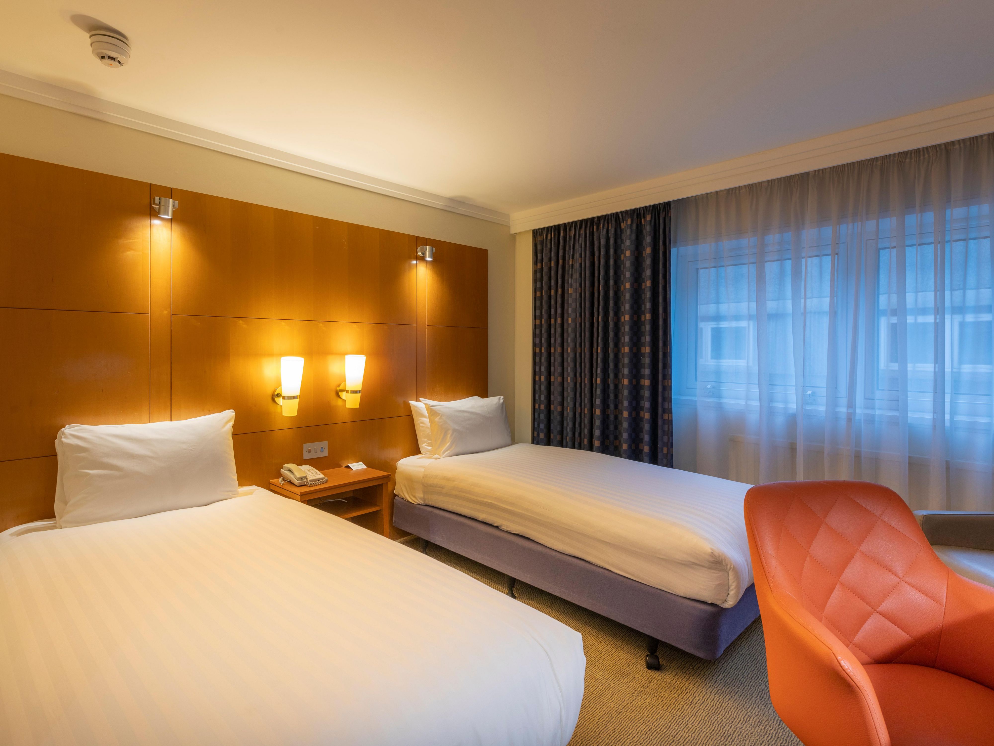 Hotels In Fitzrovia: Holiday Inn London - Regent's Park