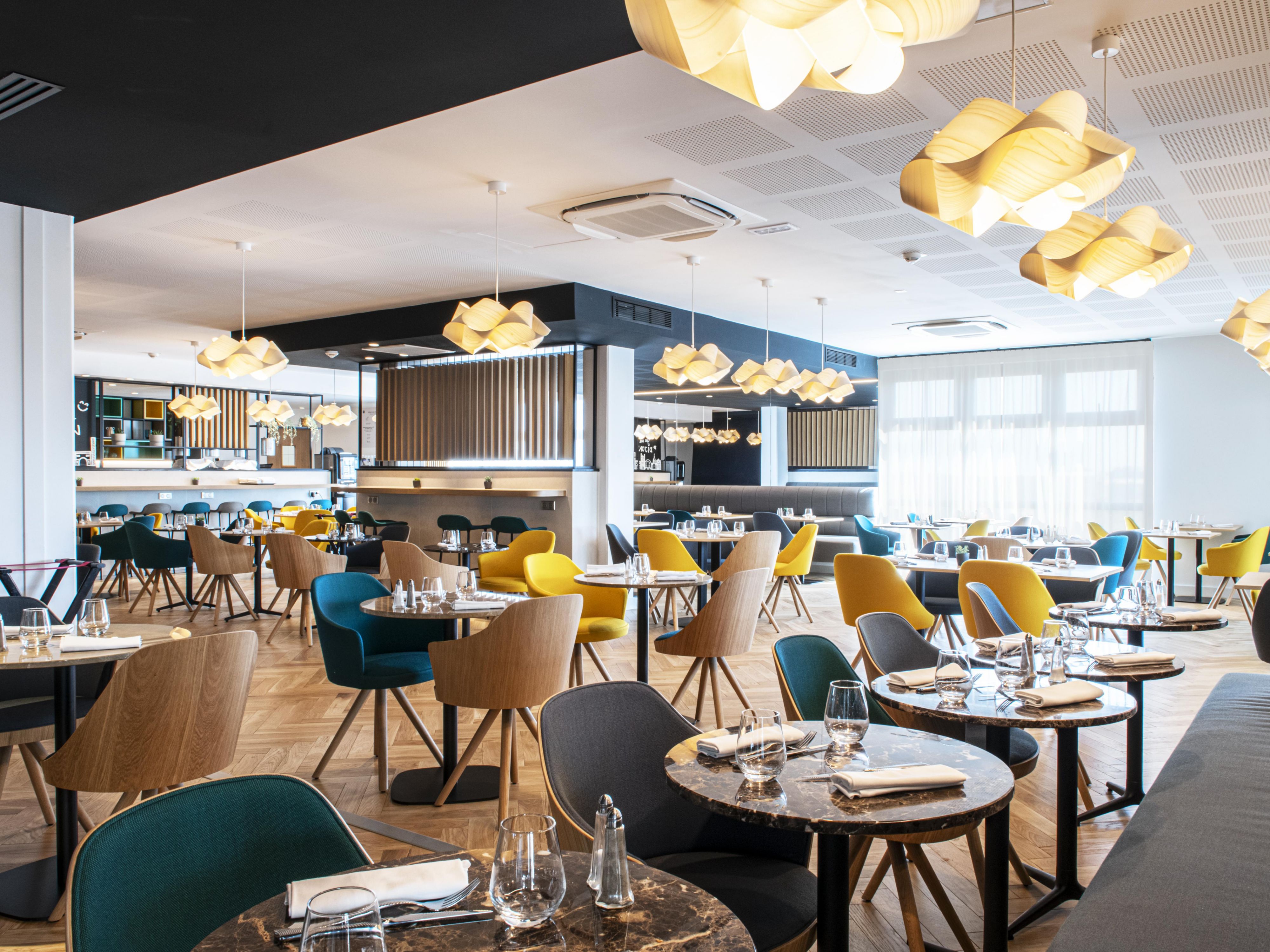 Hotel in Longvic | Holiday Inn Dijon Sud Hotel