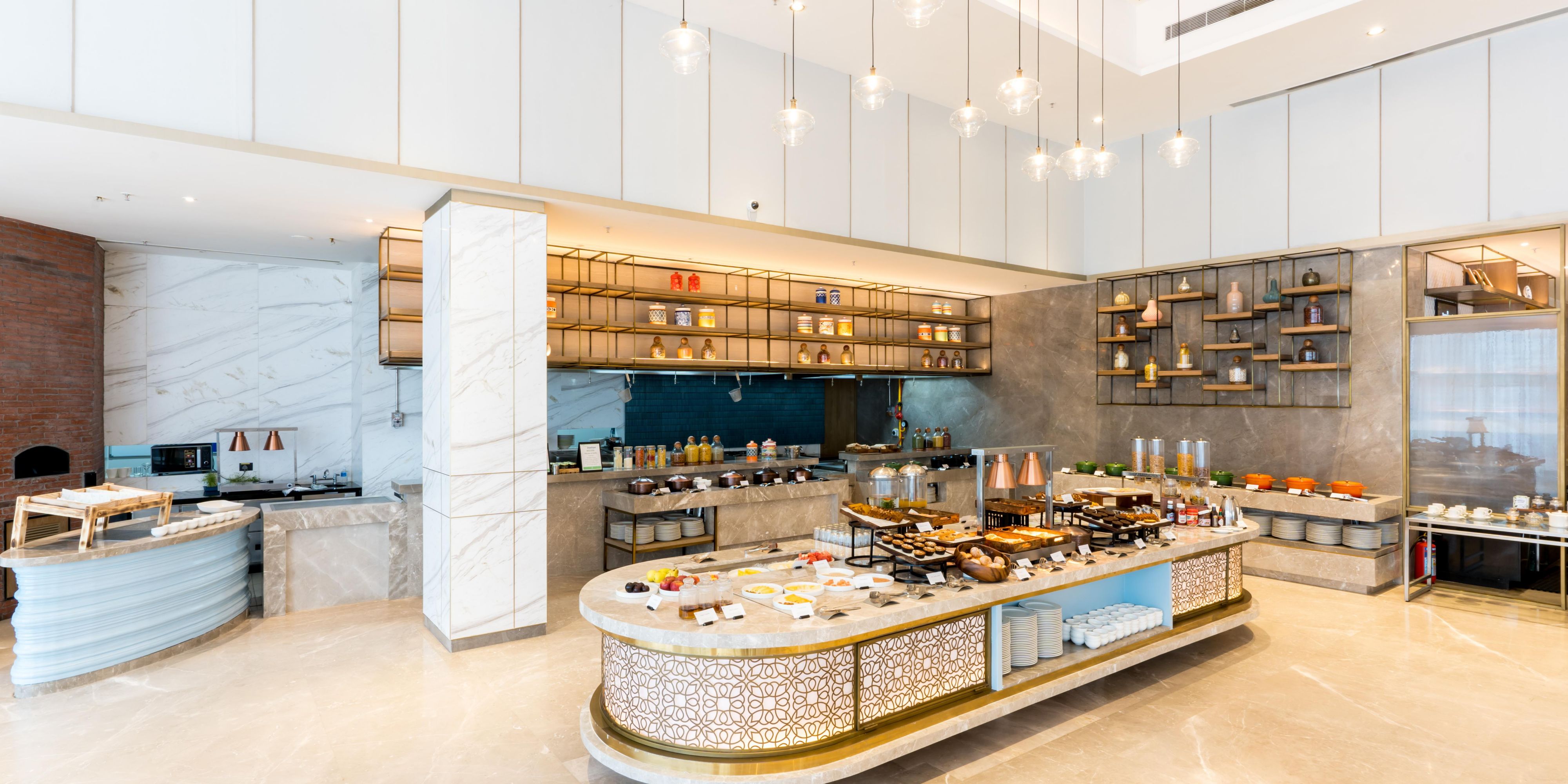 Restaurants Near Holiday Inn Lucknow Airport