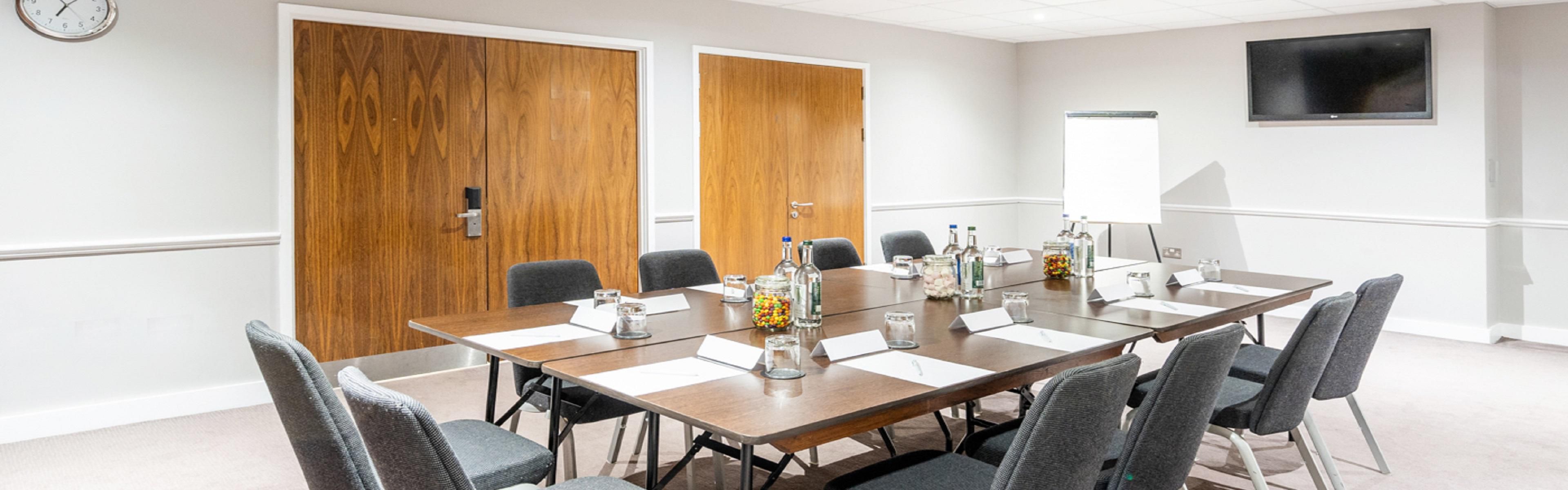 Meeting rooms in Luton | Holiday Inn London - Luton Airport - Hotel ...