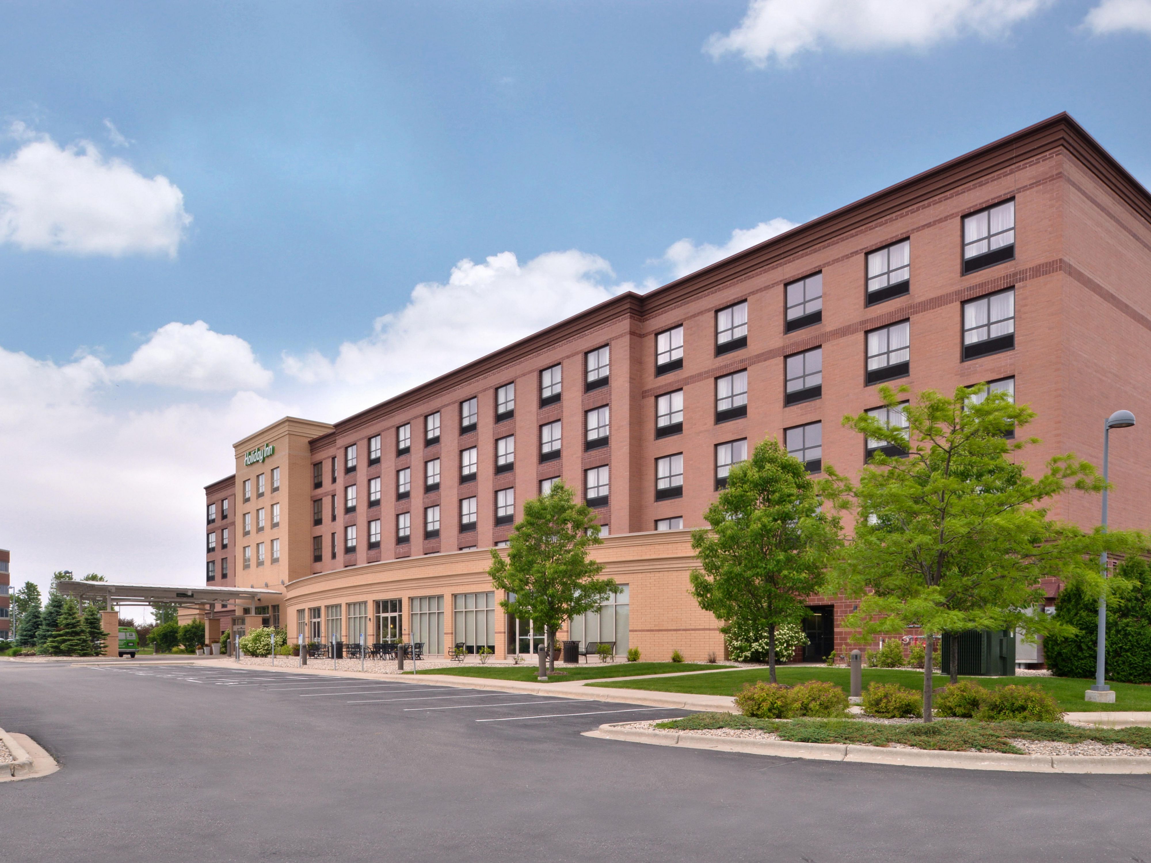 Madison Hotel | Holiday Inn Madison at The American Center