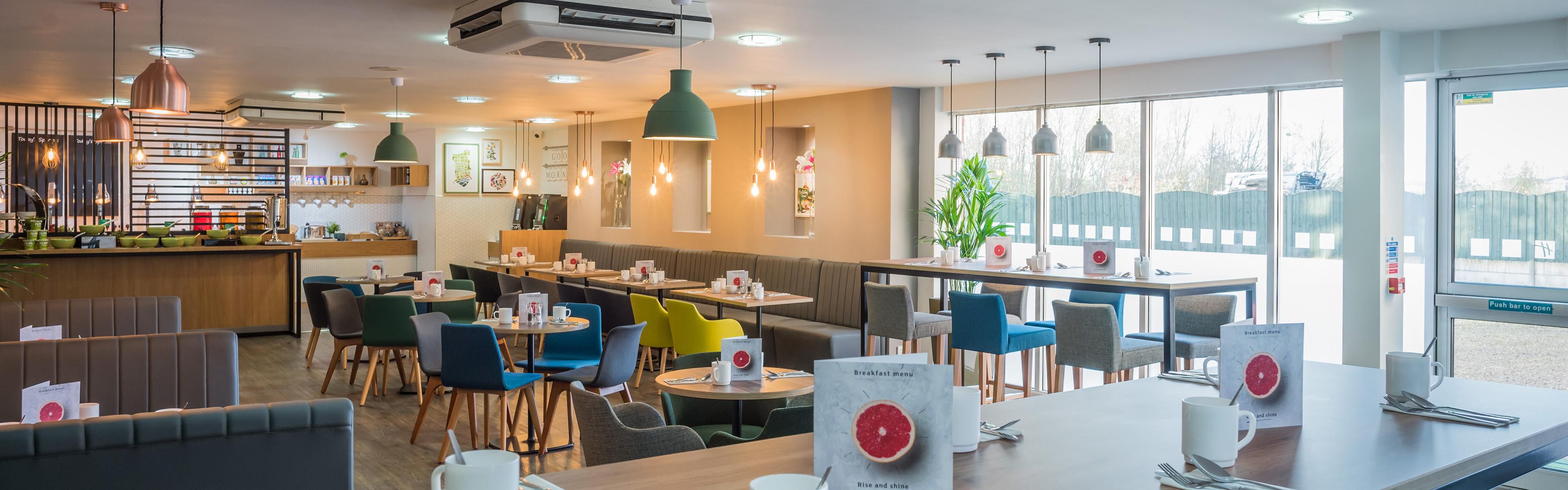 Restaurants Near Holiday Inn Manchester - West