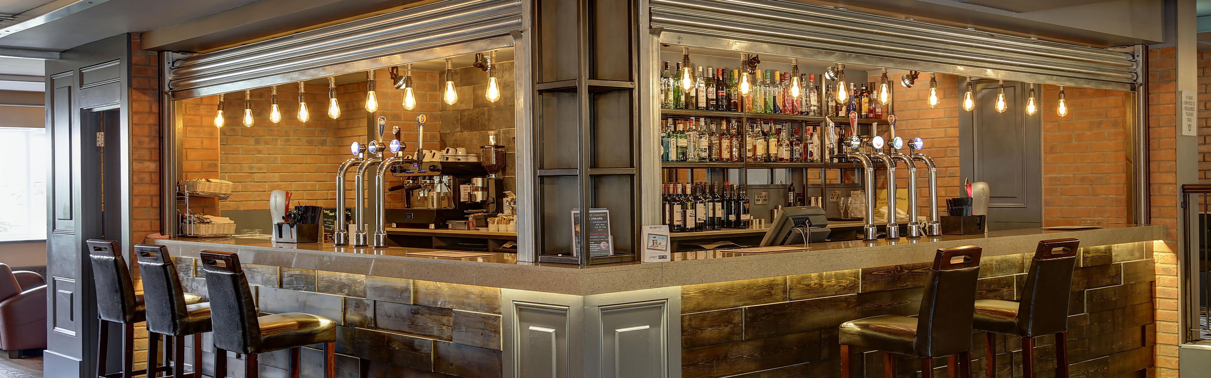 Restaurants Near Holiday Inn Manchester - Oldham