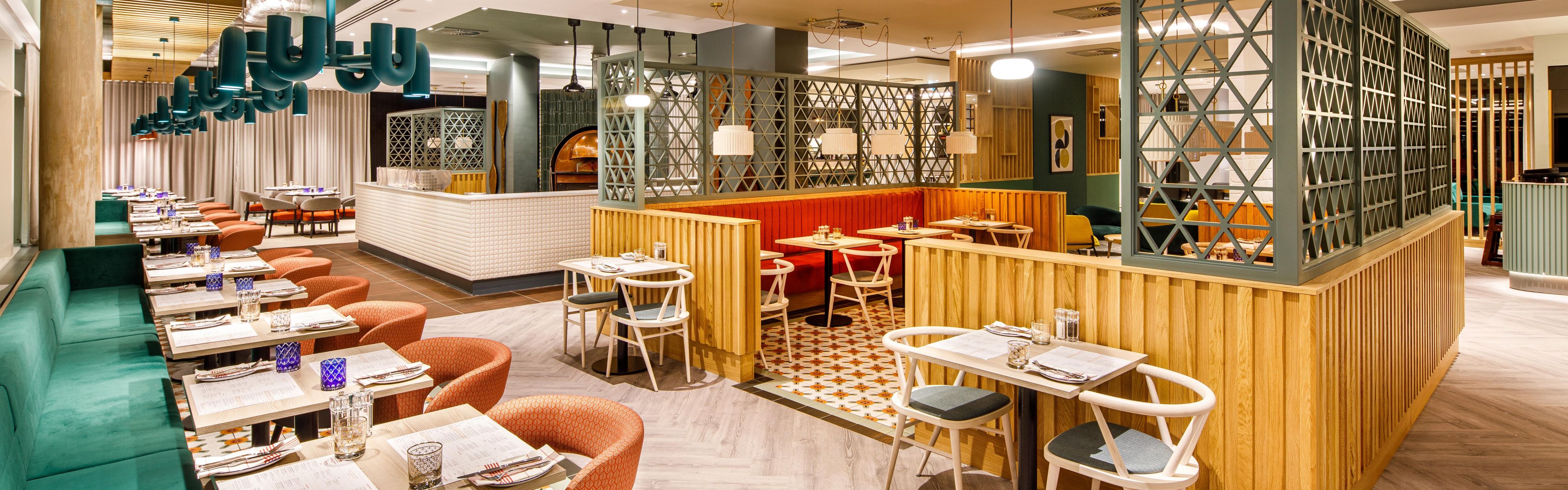 Restaurants Near Holiday Inn Manchester Airport