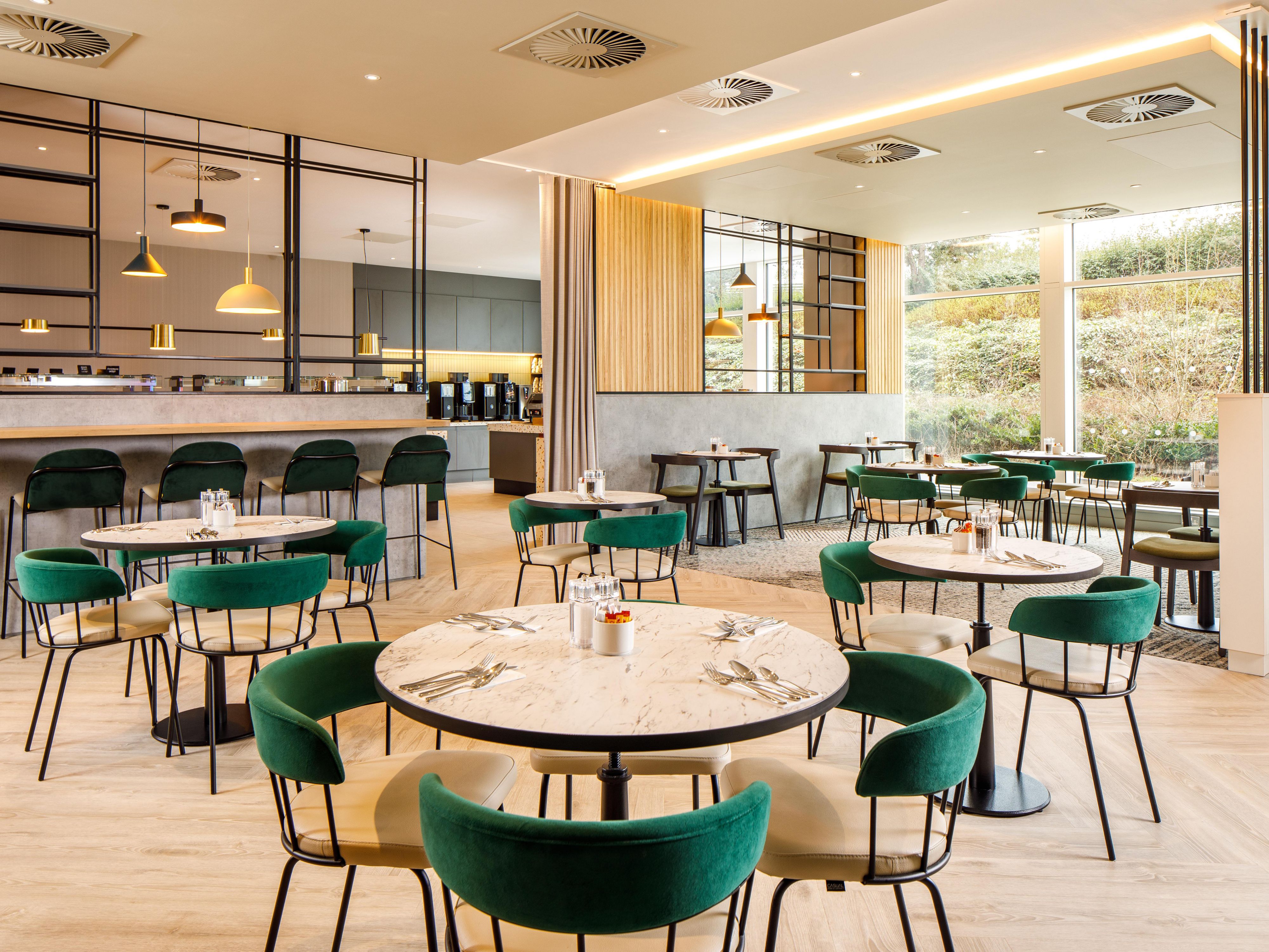 Holiday Inn Manchester Airport