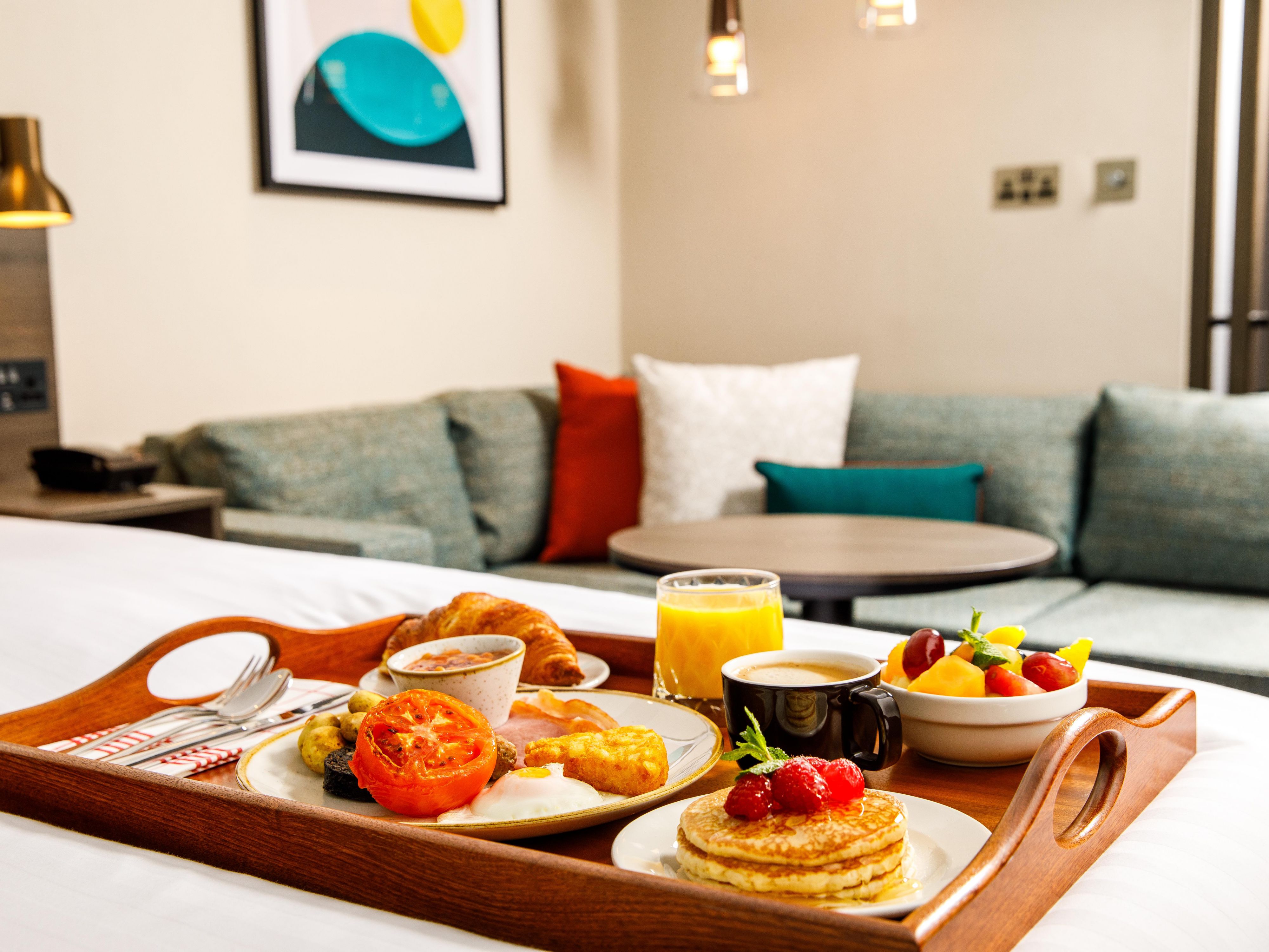 Restaurants Near Holiday Inn Manchester Airport