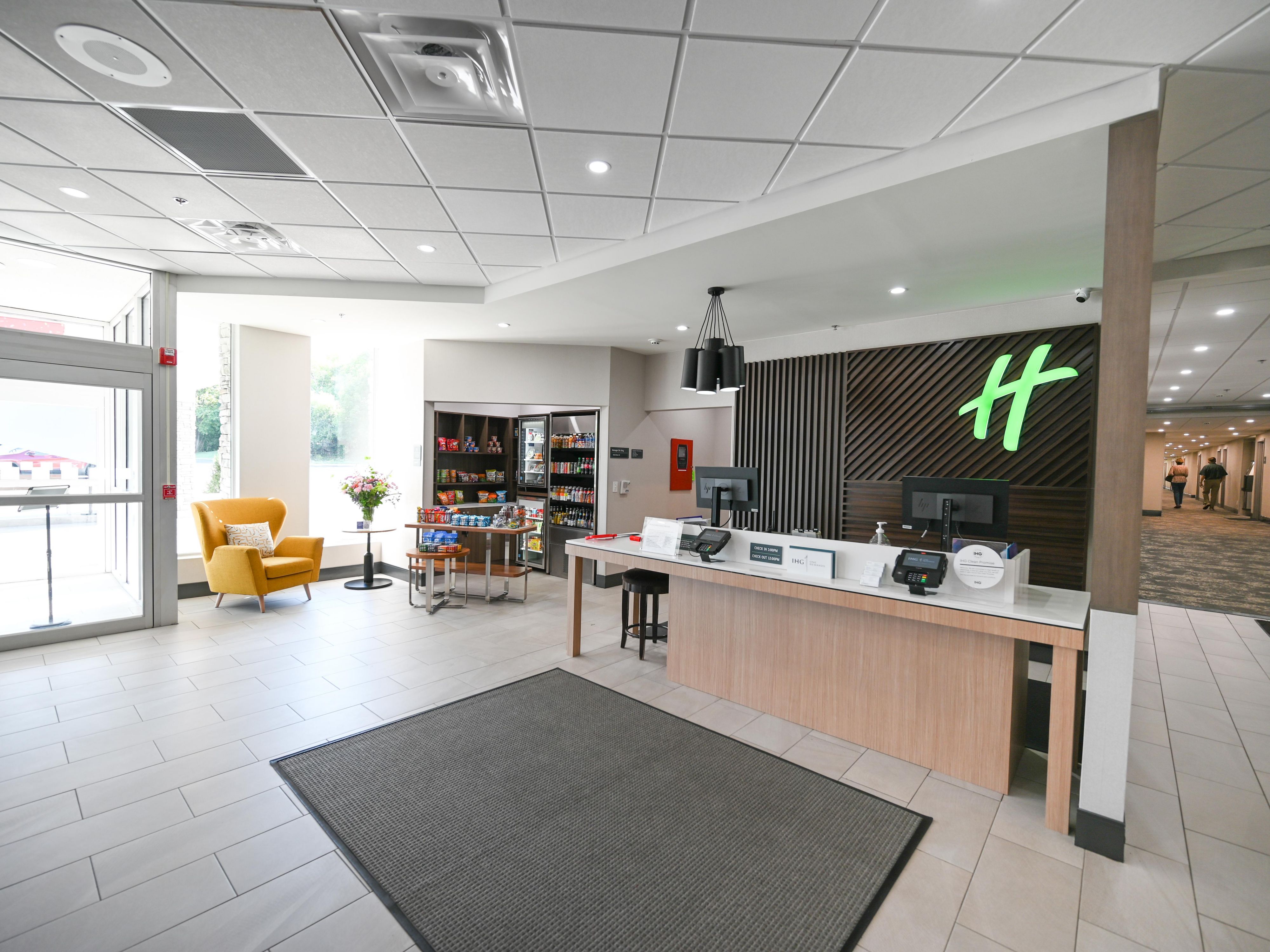 Hotel Near Cleveland Ohio | Holiday Inn Cleveland-Mayfield