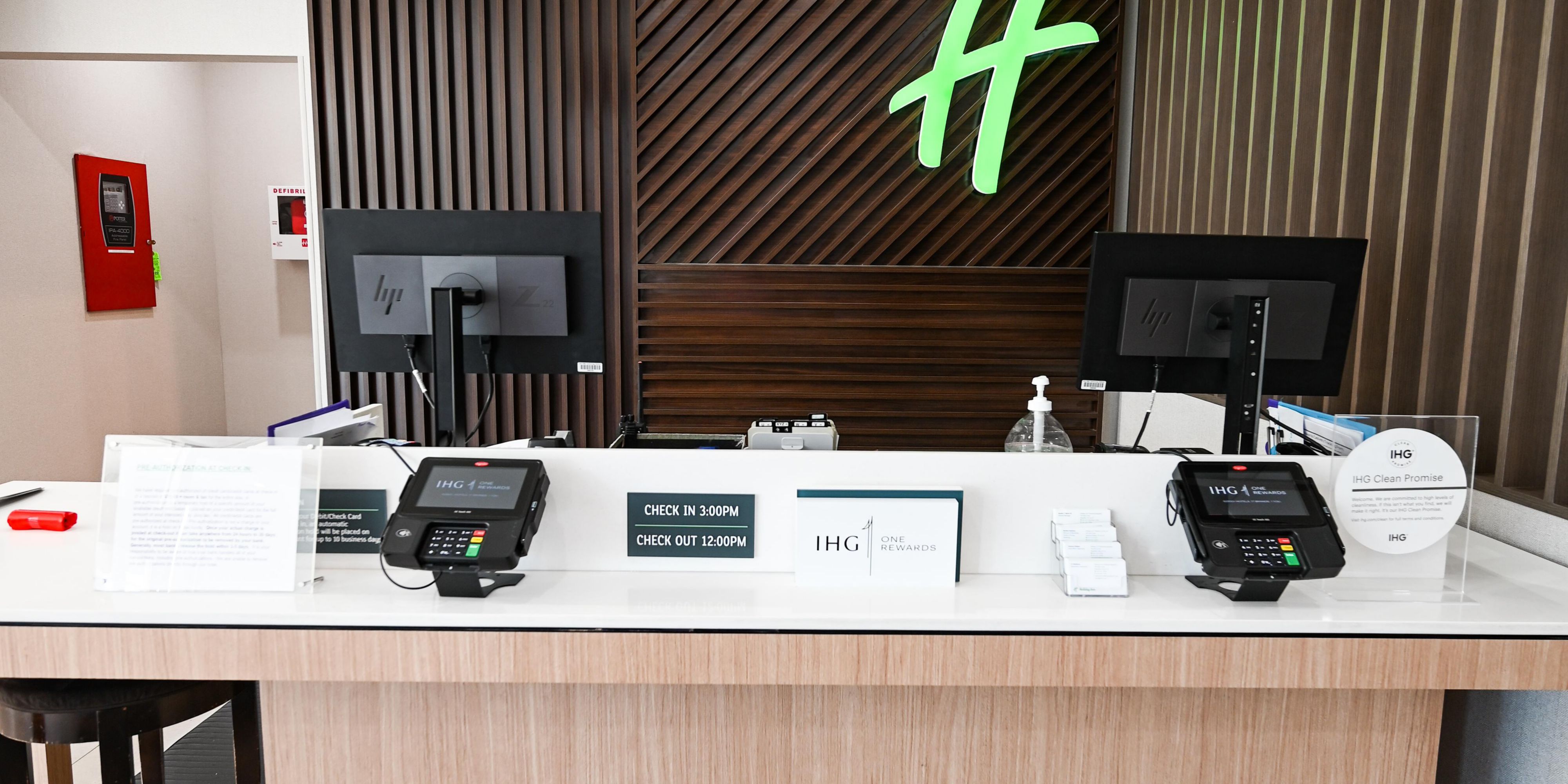 Comfort Inn And Suites Reservations Cards