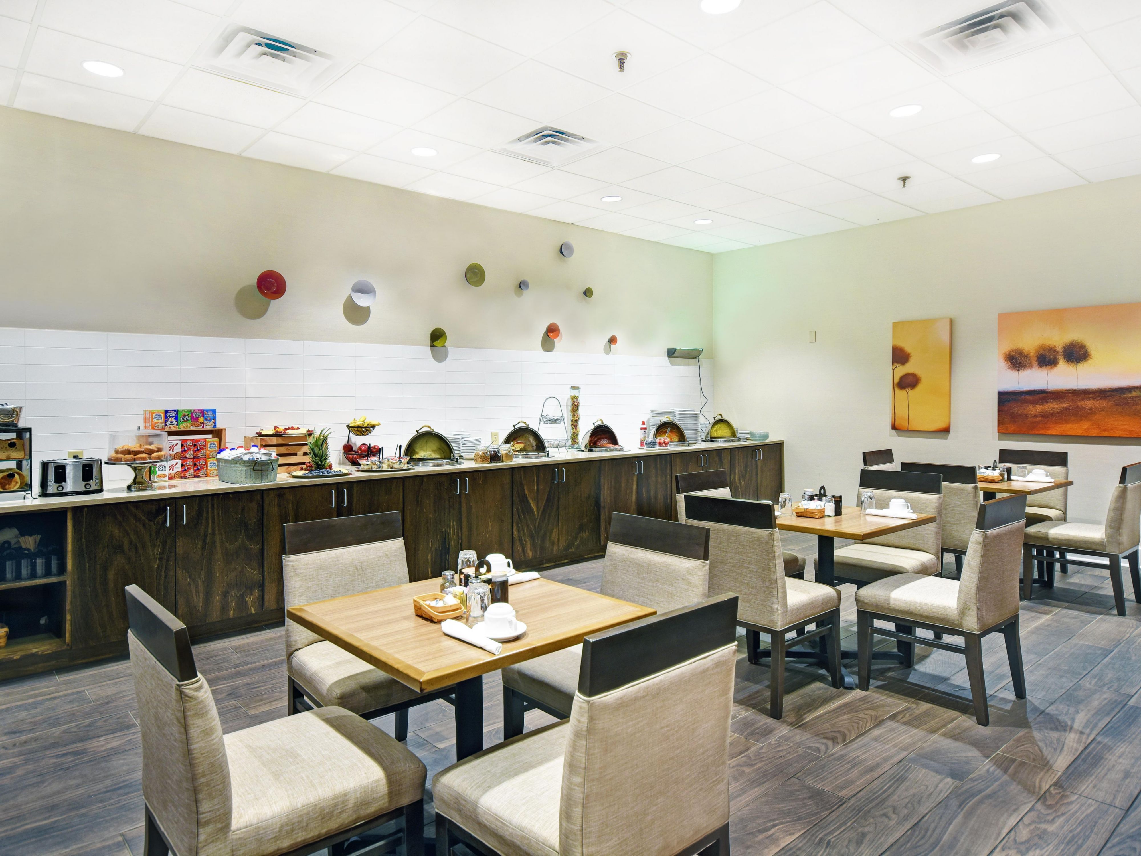 Hotel near Beale St. Downtown Memphis | Holiday Inn Memphis-Downtown ...