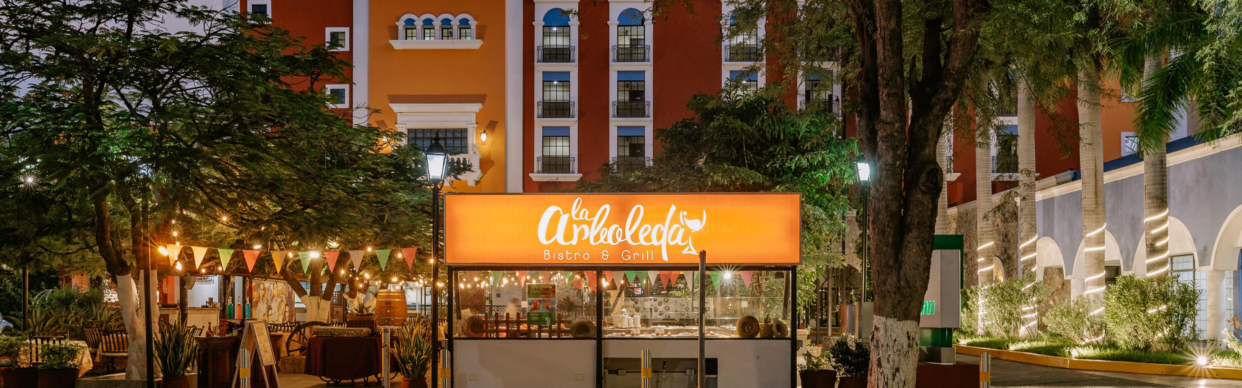 Restaurants Near Holiday Inn Merida