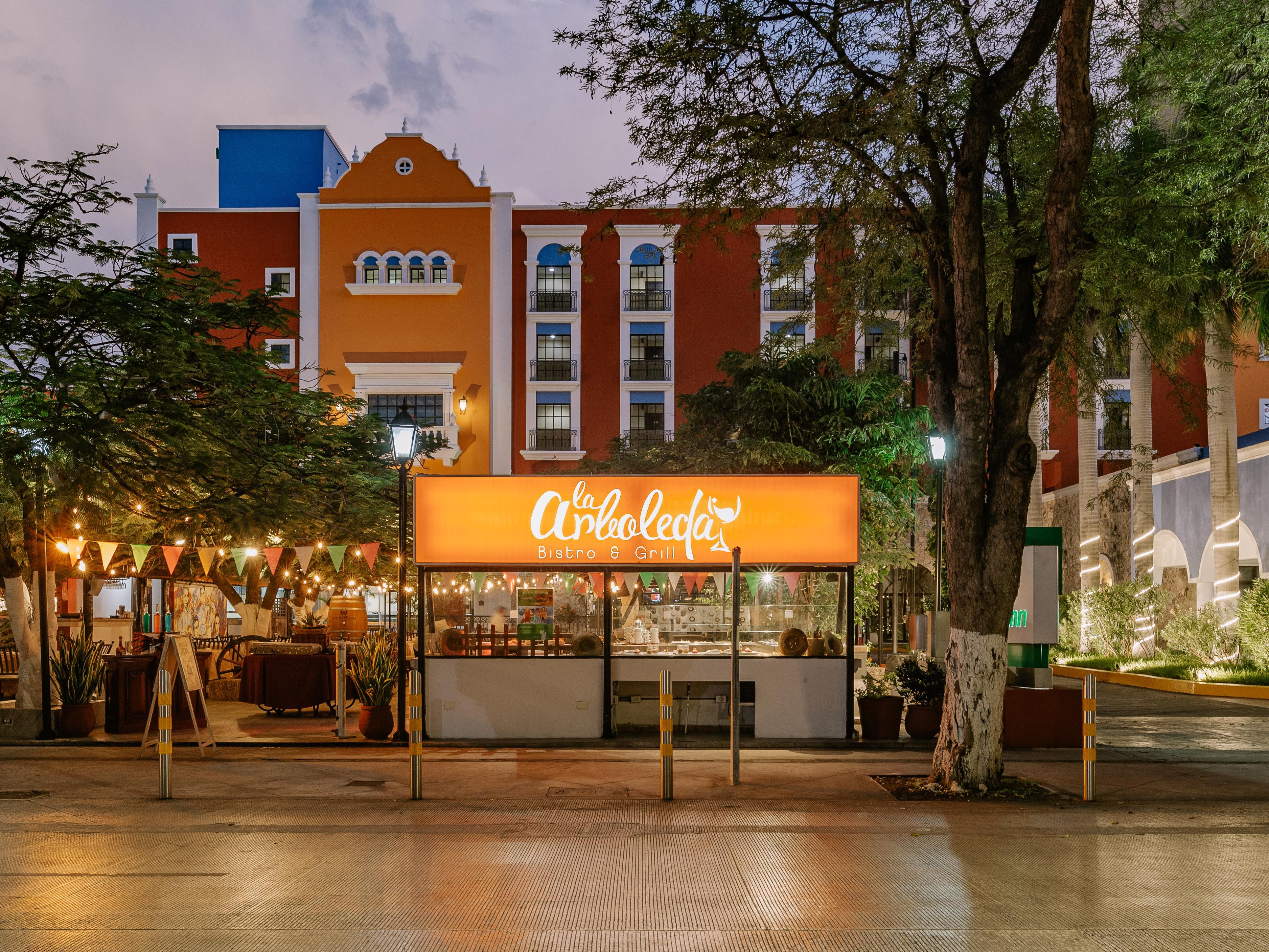 Hotel in Downtown Mérida | Holiday Inn Mérida Hotel