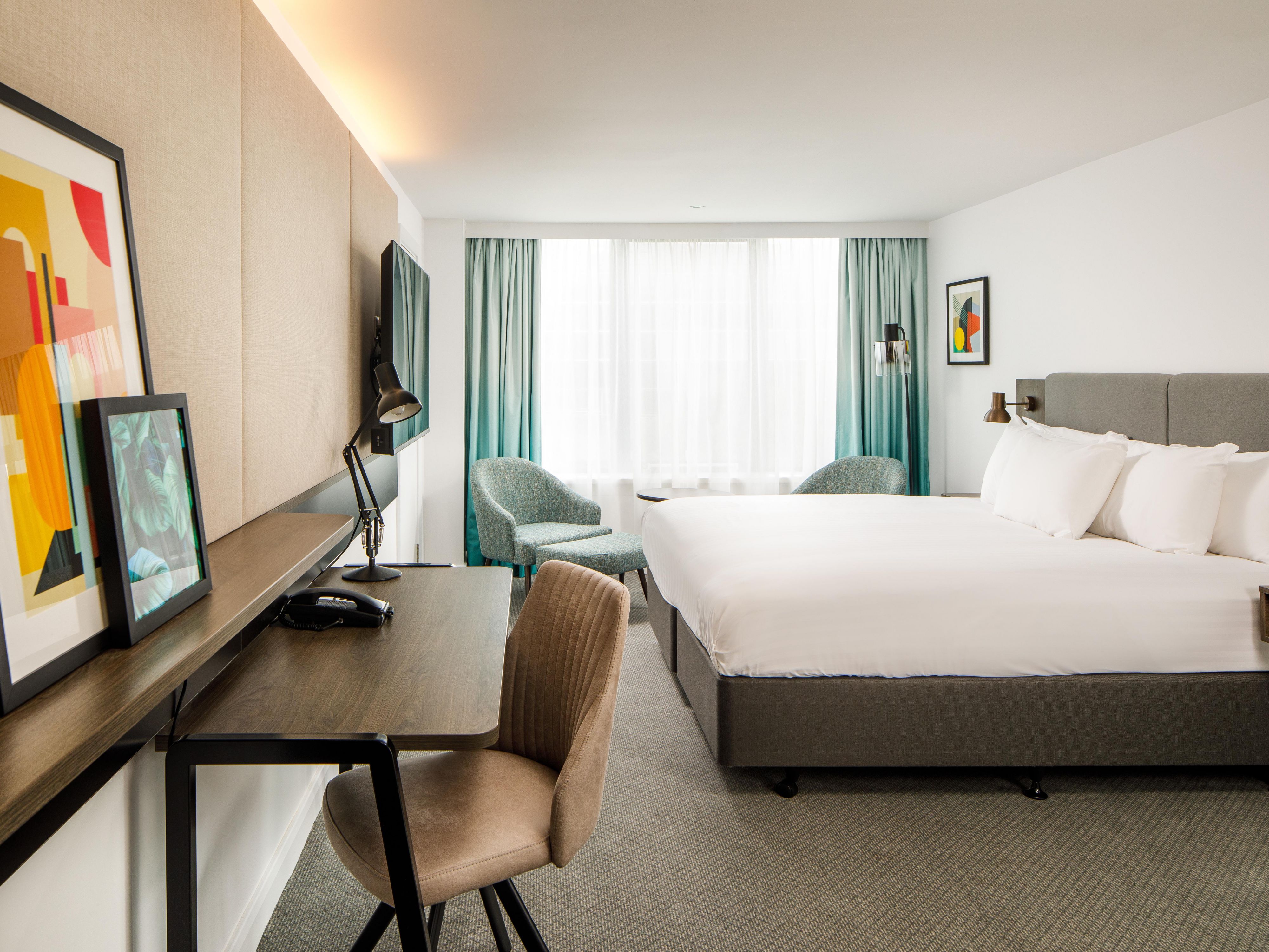 Hotel With Pool: Holiday Inn Milton Keynes - Central