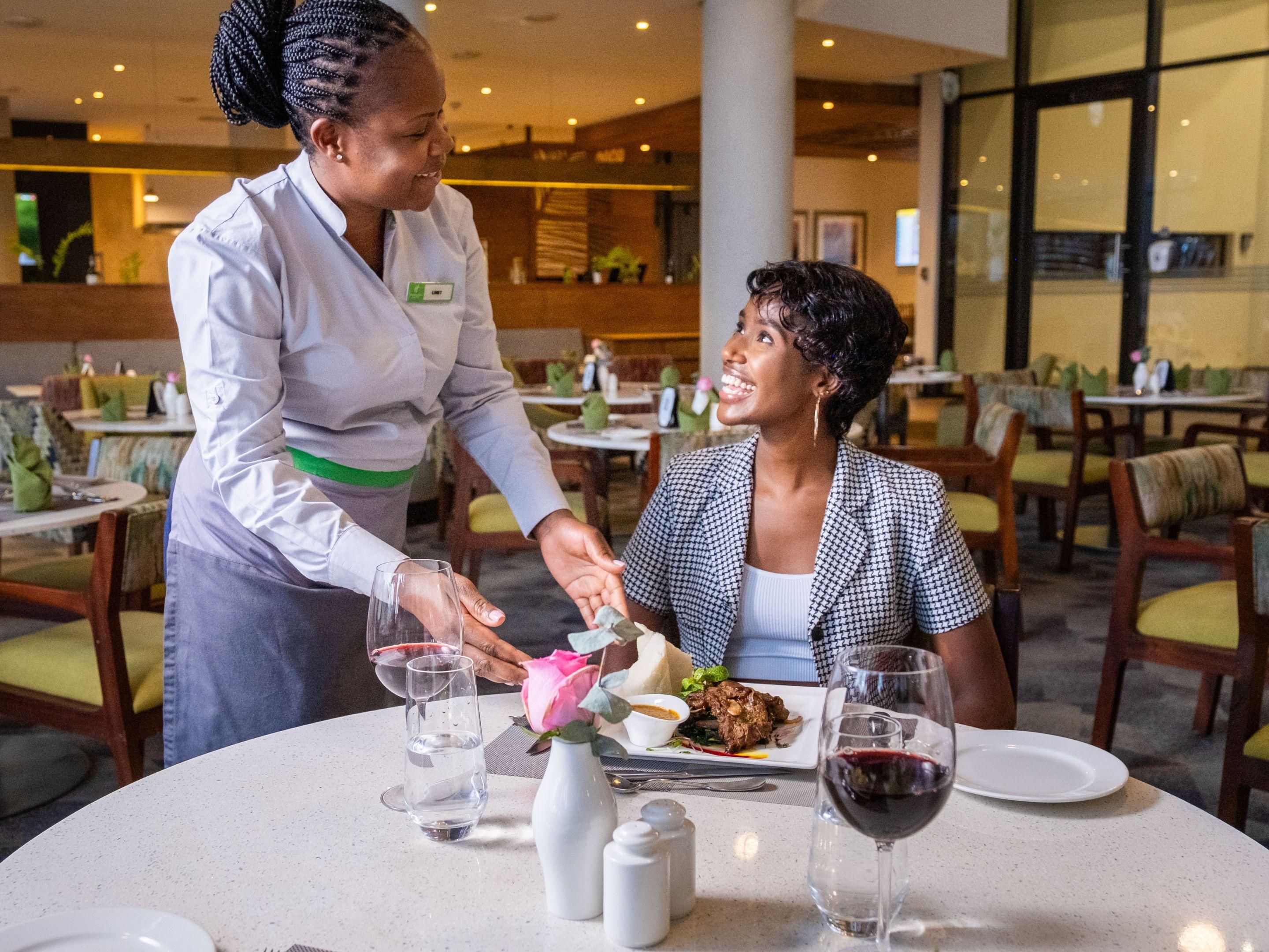 Hotel in Nairobi | Holiday Inn Nairobi Two Rivers Mall Hotel