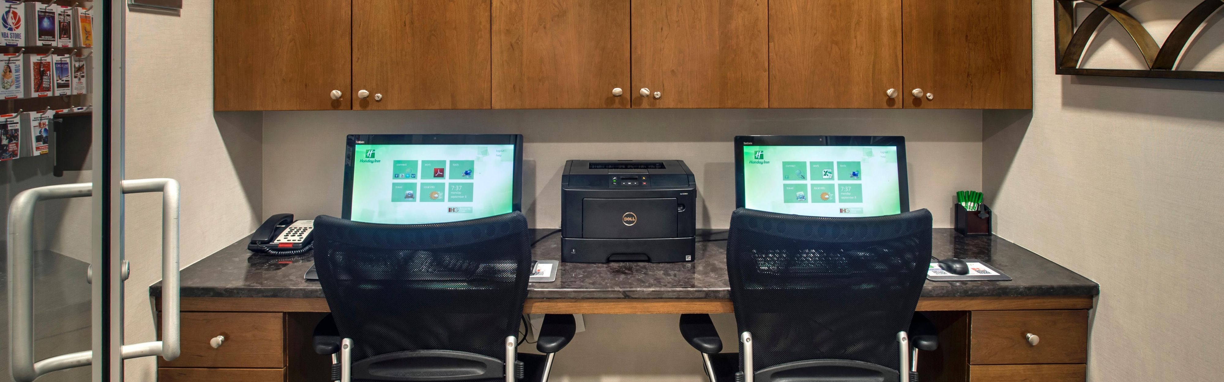 Holiday Inn Manhattan 6th Ave - Chelsea - Free Internet & More