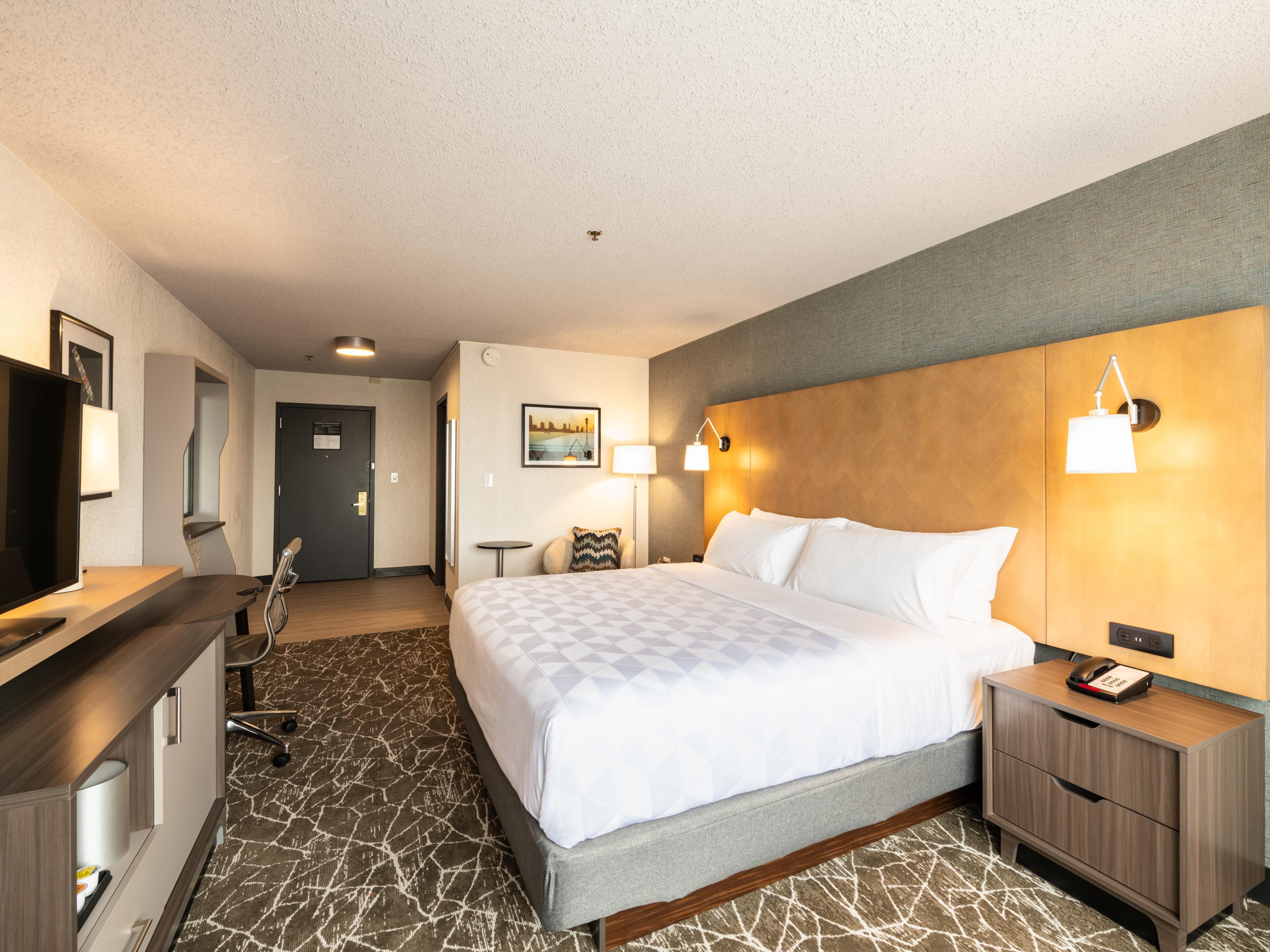 Hotels In Newark, NJ Near Airport | Holiday Inn Newark International ...
