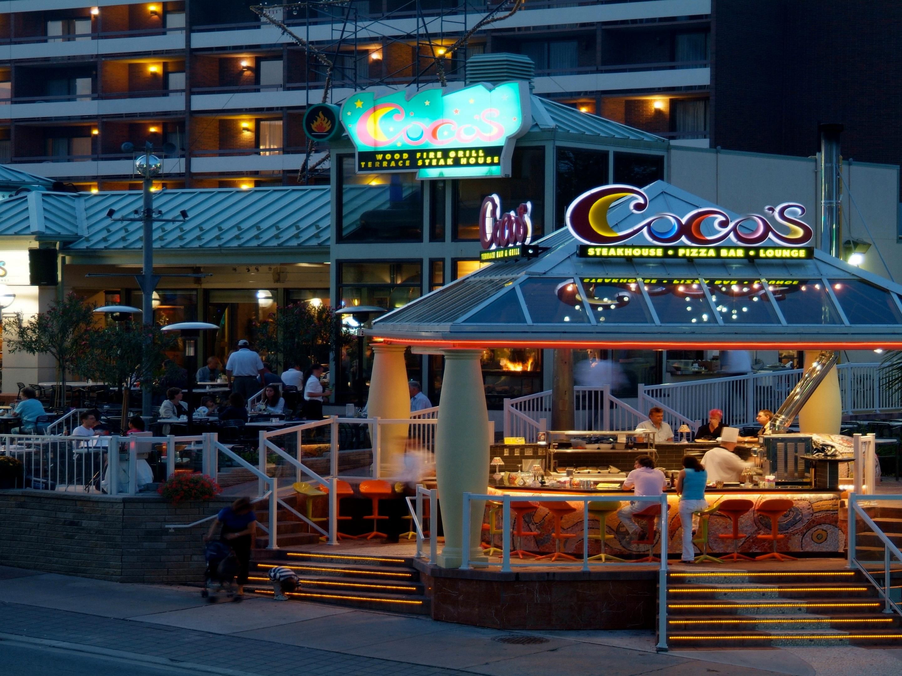 Niagara Falls, Canada Hotel With Falls View | Holiday Inn Niagara Falls ...