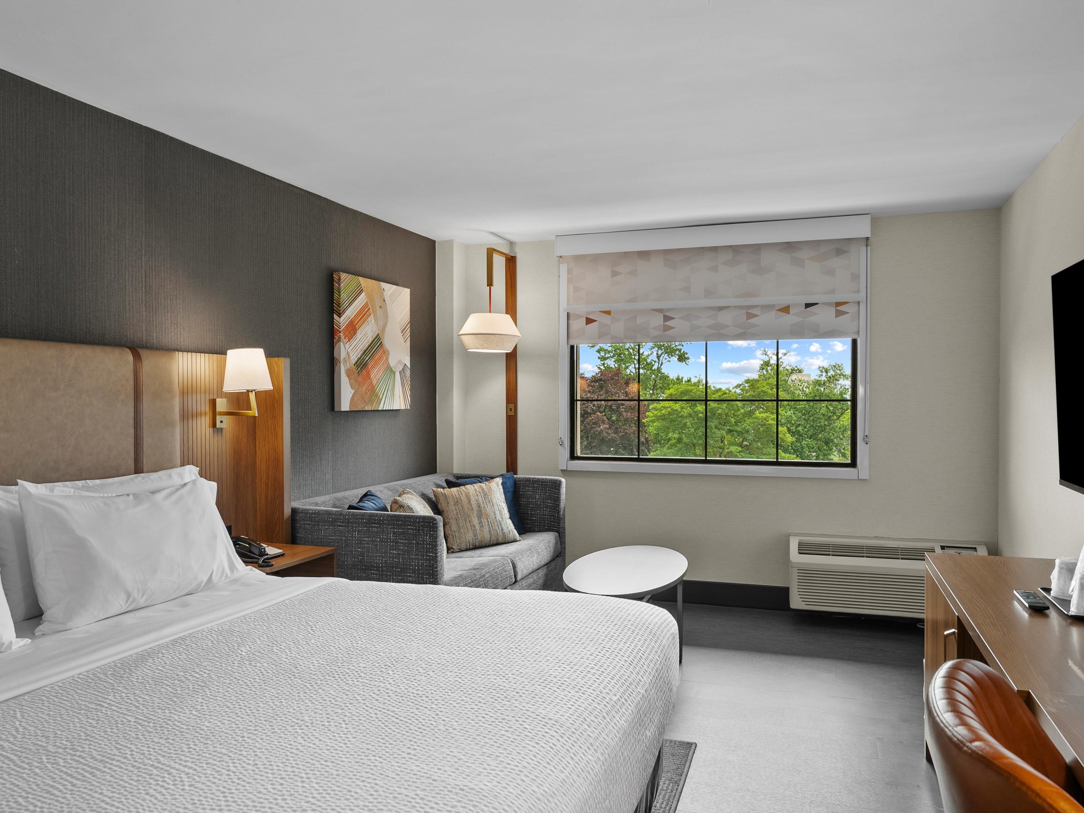 Hotel Near Niagara Falls, USA Side | Holiday Inn Niagara Falls - Scenic ...