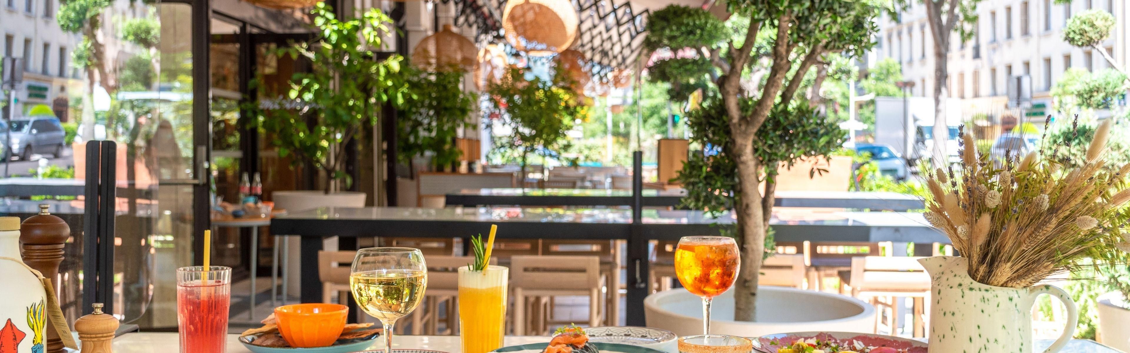 Restaurants Near Holiday Inn Nice