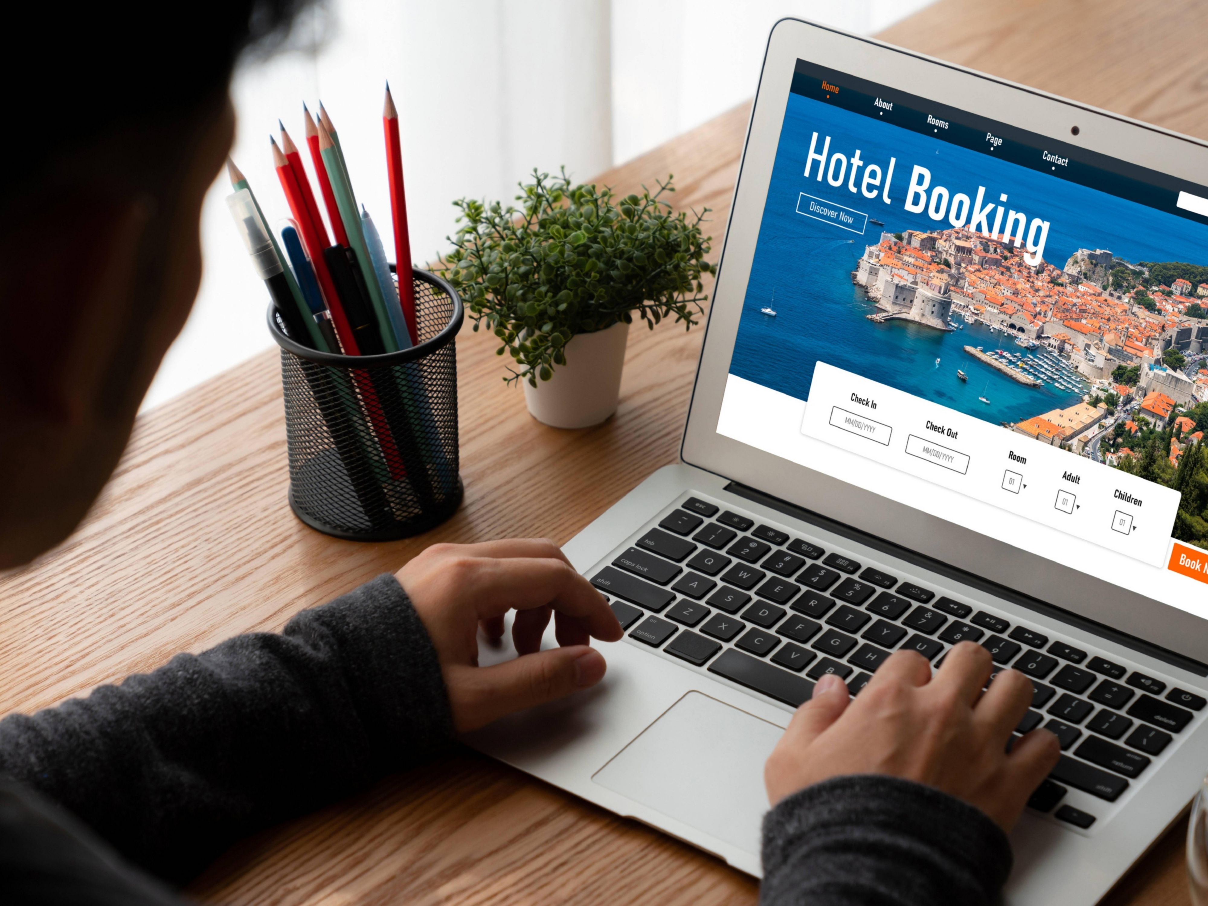 Best 5 star hotels in North Goa | Holiday Inn Goa Candolim