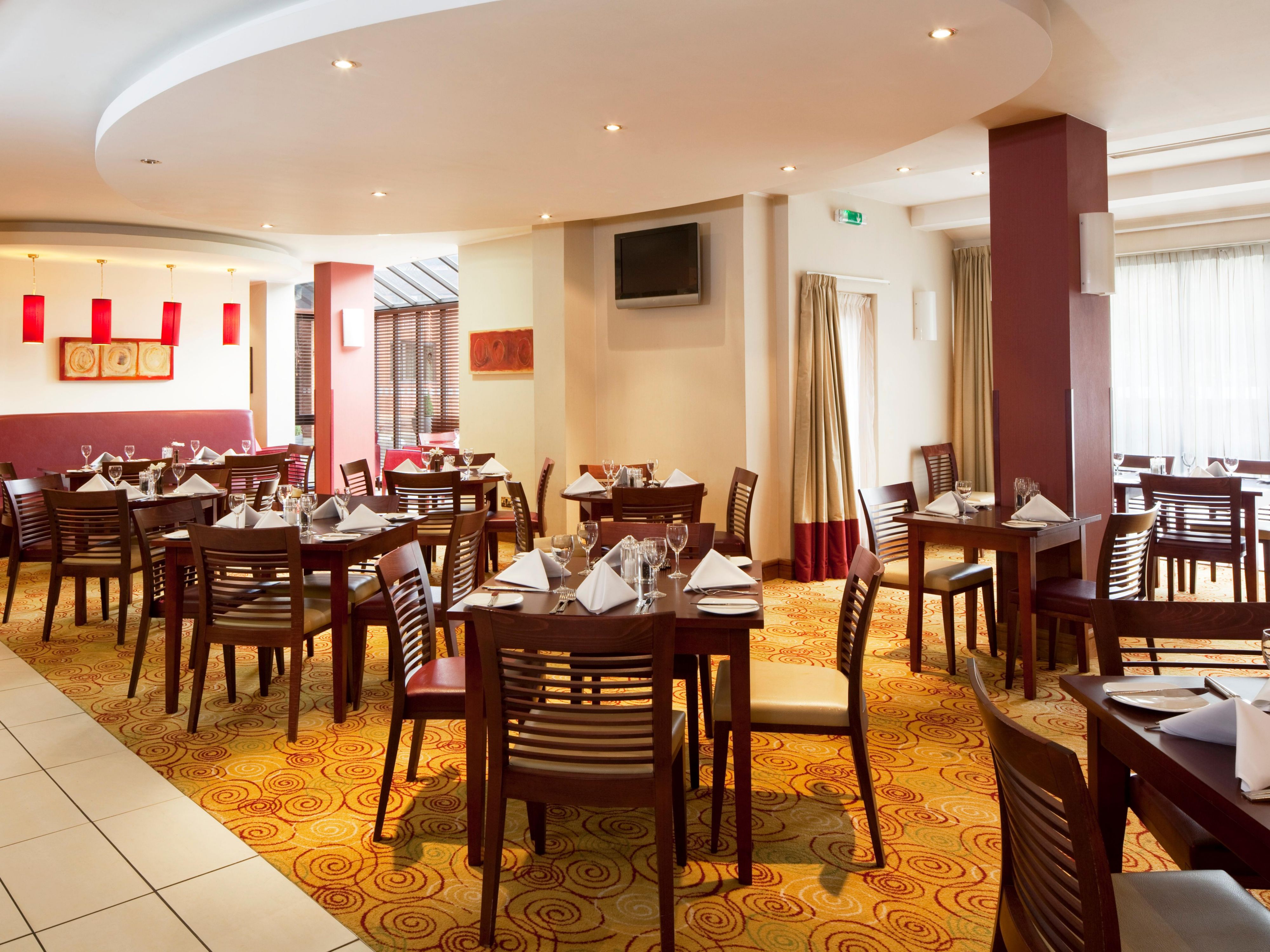 Hotels Near Northampton Centre: Holiday Inn Northampton