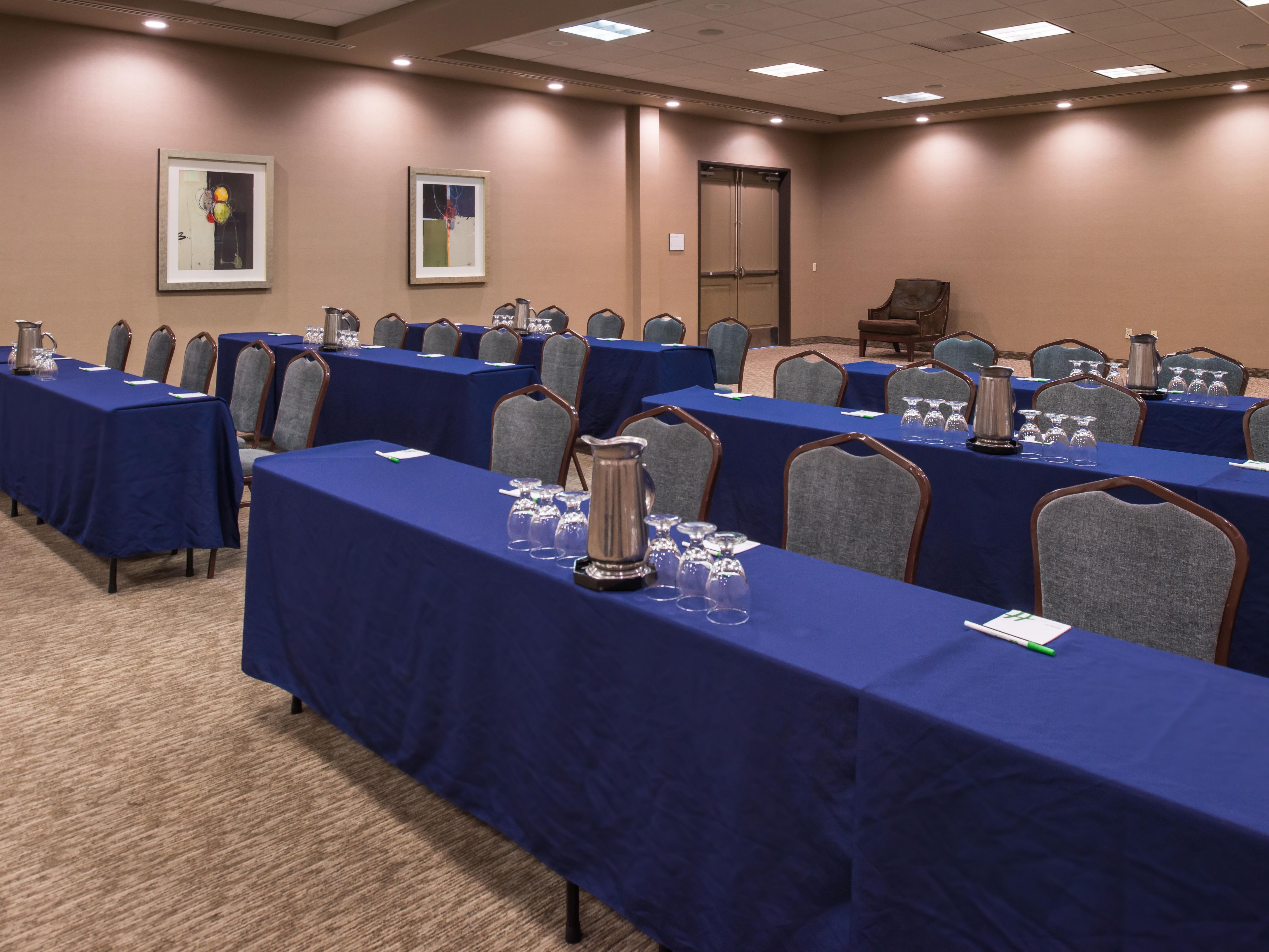 Ontario, CA Hotel near Ontario Airport | Holiday Inn Ontario Airport